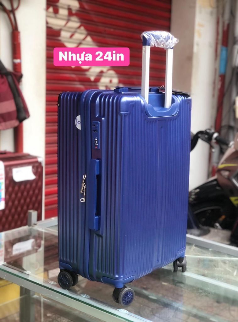 vali 24in nhựa 607