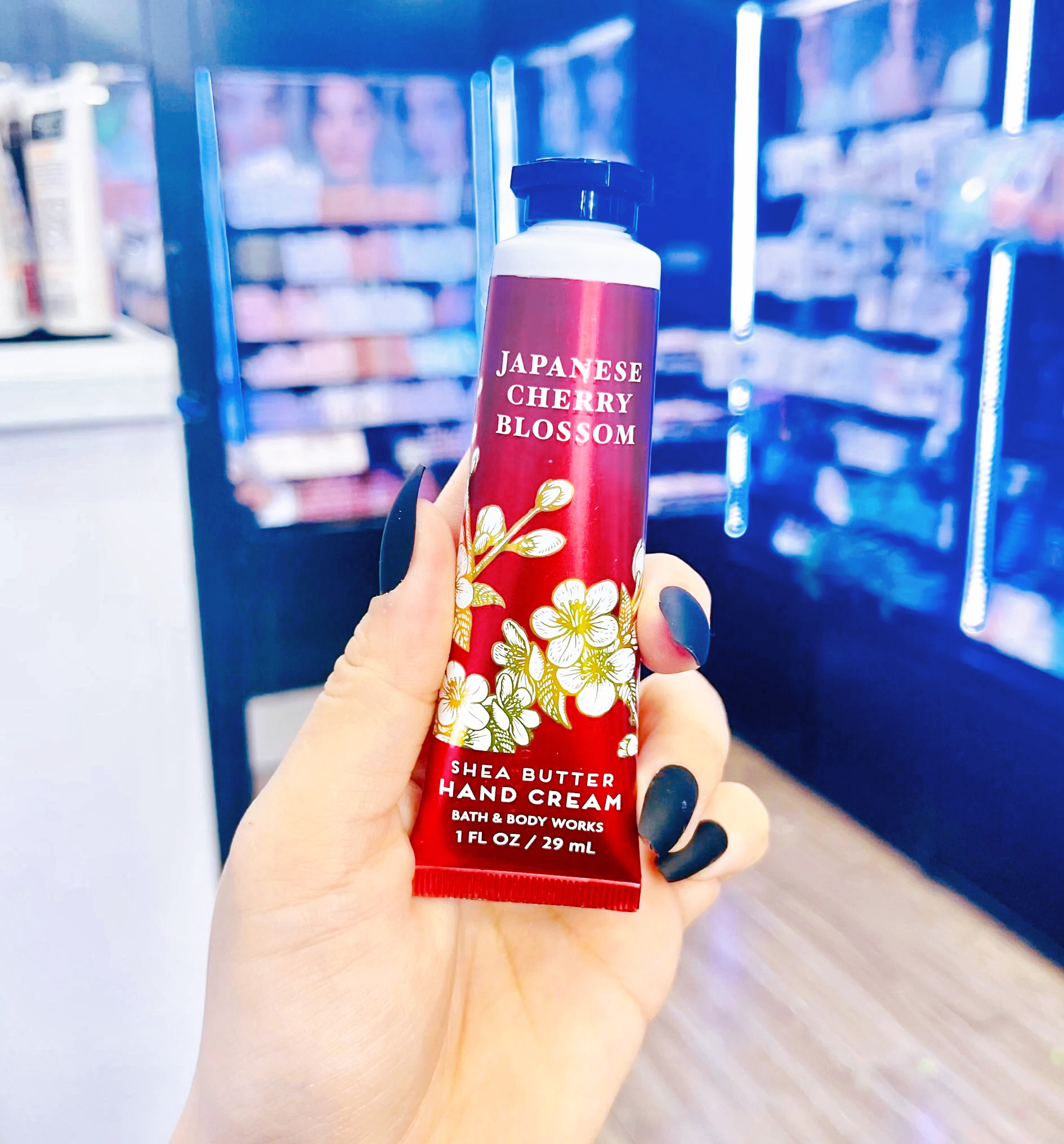 Kem Dưỡng Da Tay Bath & Body Works Shea Butter Hand Cream Làm Mềm Da T