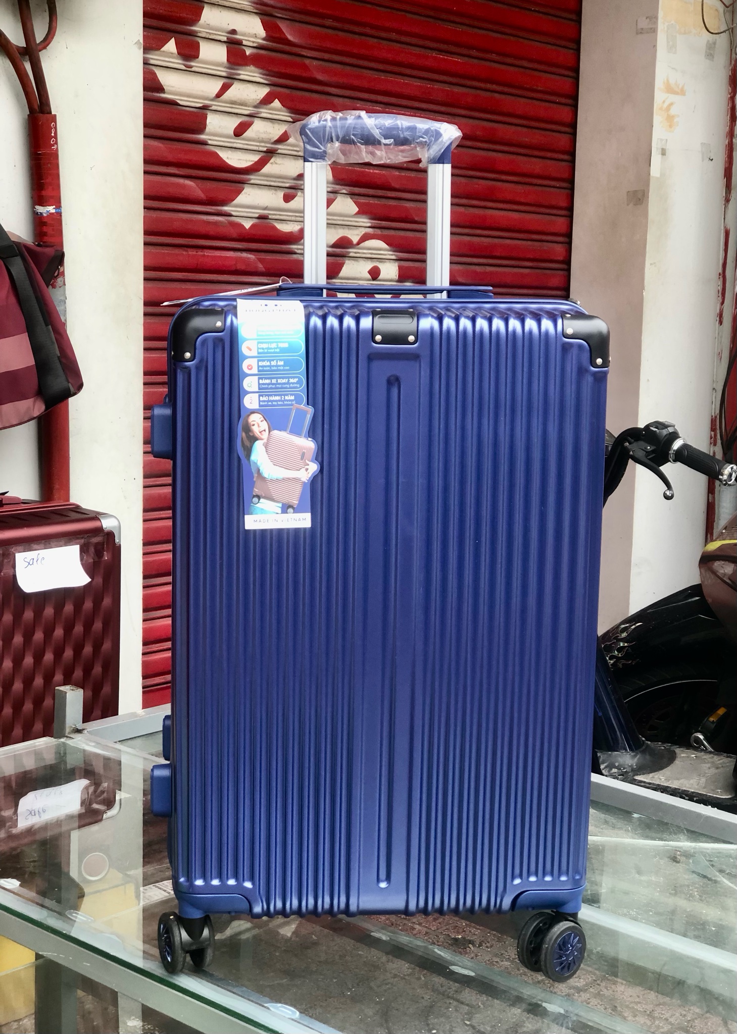 vali 24in nhựa 607