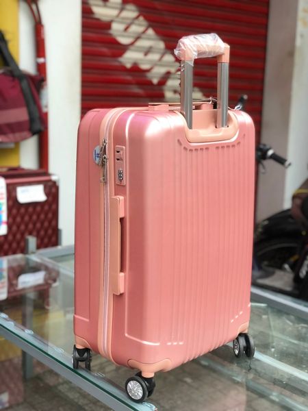 vali 24in nhựa 603