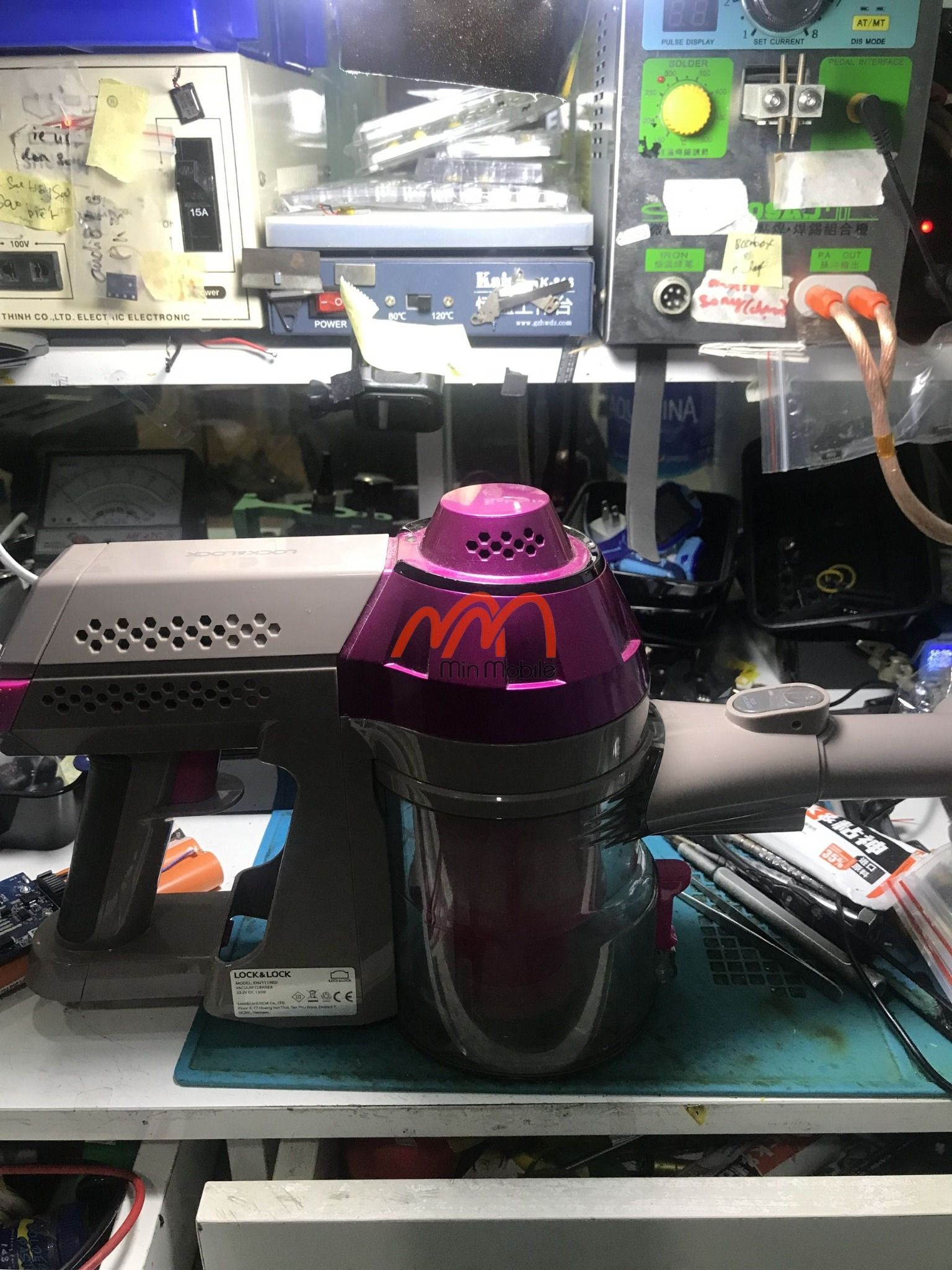 Thay Pin Máy Hút Bụi Lock&Lock model ENV111 – Min Mobile