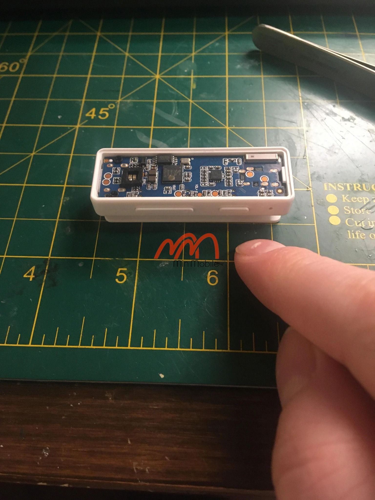 Thay Pin Máy Thu Phát Nhạc Fiio UBTR – Min Mobile