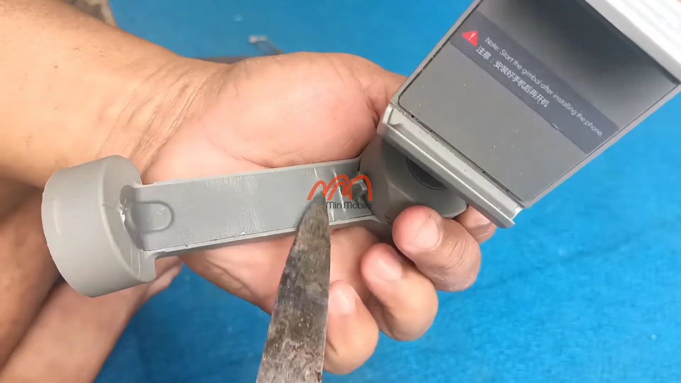 Thay Pin Gimbal Moza Mini MX 2 – Min Mobile