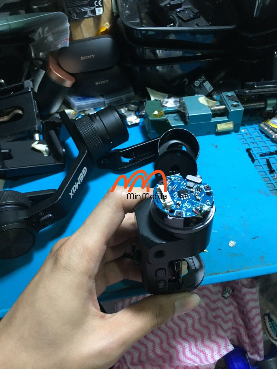 Thay Pin Gimbal Feiyu Tech G6 / Max / Plus – Min Mobile