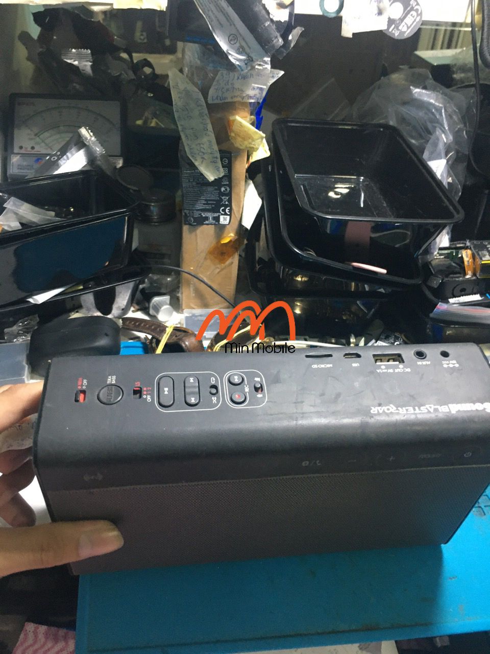 Thay Pin Loa Creative Blaster Roar Pro – Min Mobile