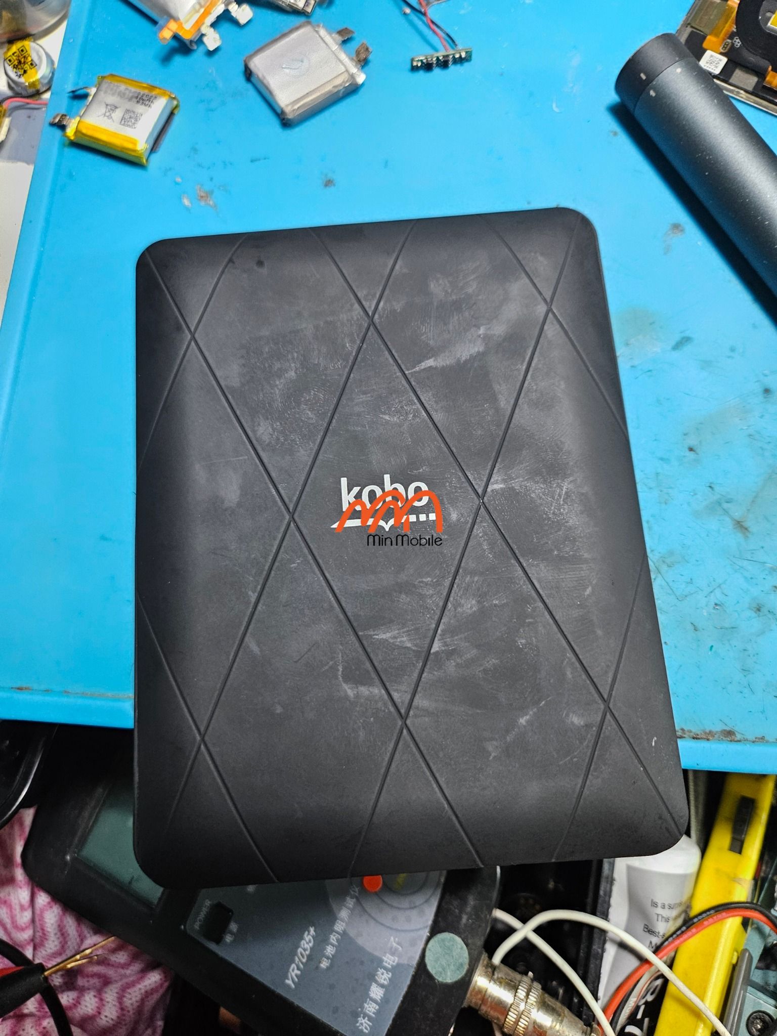Thay Pin Máy Đọc Sách Kobo Mini – Min Mobile