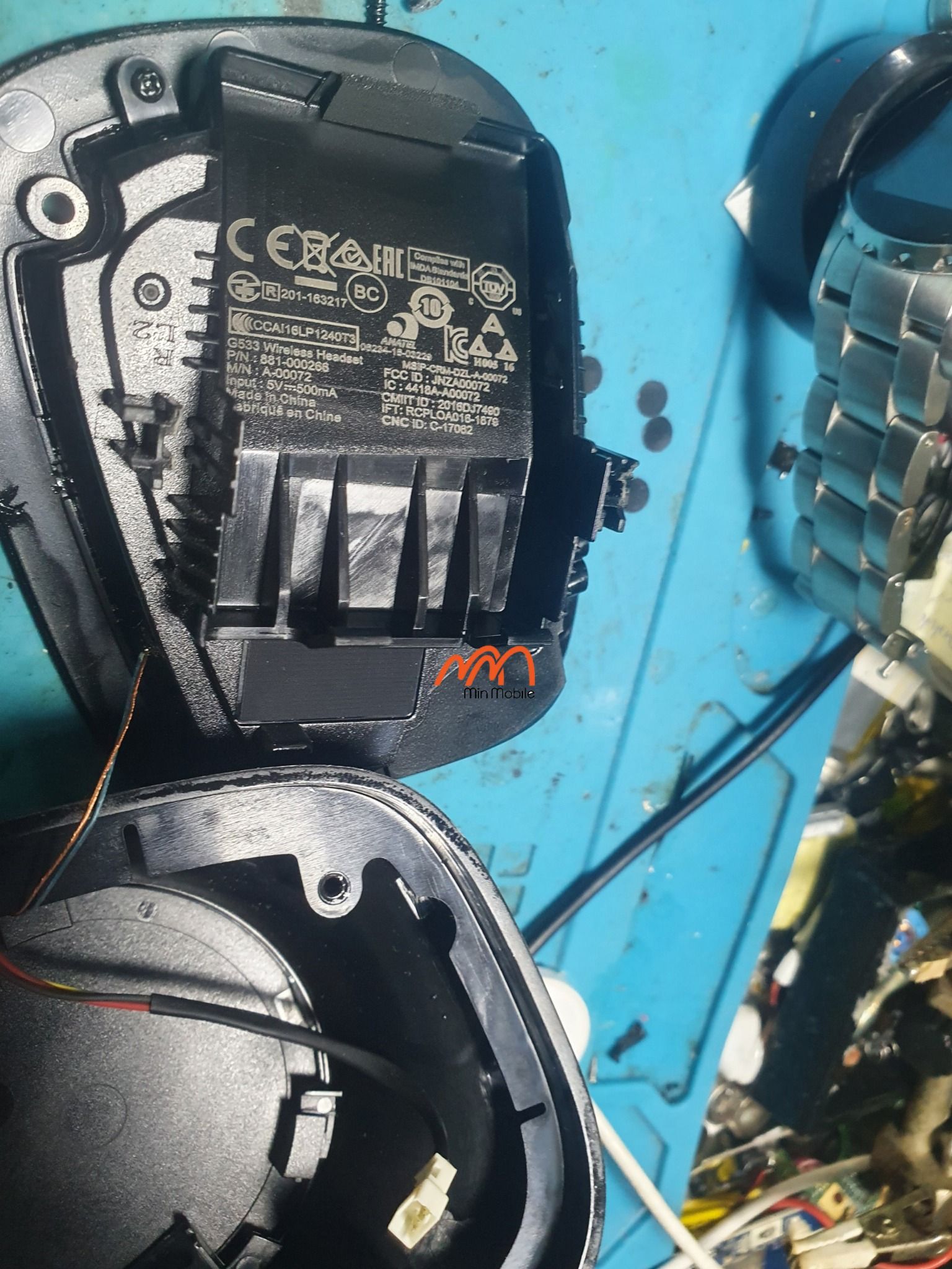 Thay pin tai nghe Logitech G533 – Min Mobile