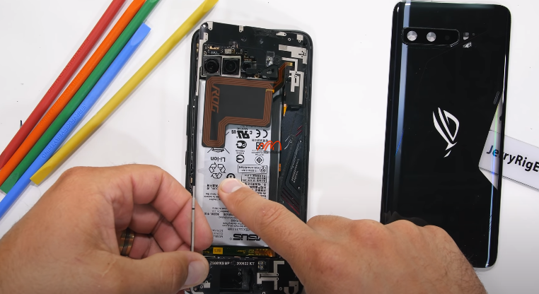 Thay pin Asus Rog Phone 3 ZS661KS – Min Mobile