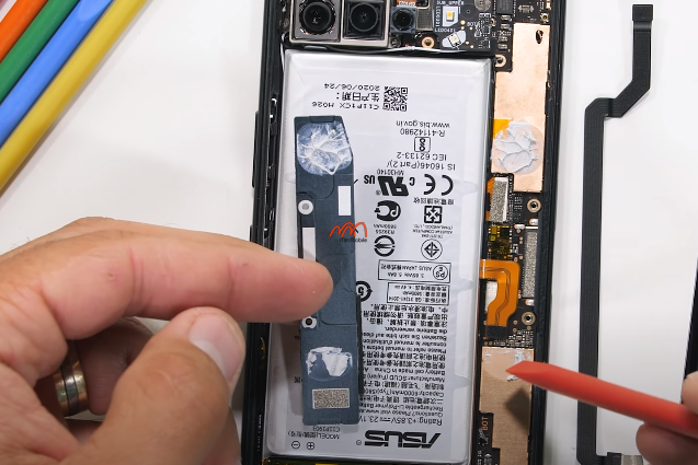 Thay pin Asus Rog Phone 3 ZS661KS – Min Mobile
