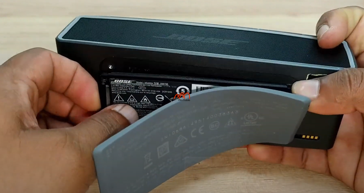 Thay pin loa Bose Soundlink Mini 2 – Min Mobile