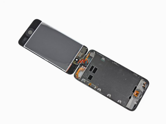 Thay Pin iPod Touch Gen 4 – Min Mobile