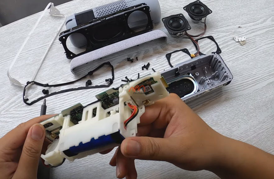 Thay pin loa Sony SRS XB22 – Min Mobile