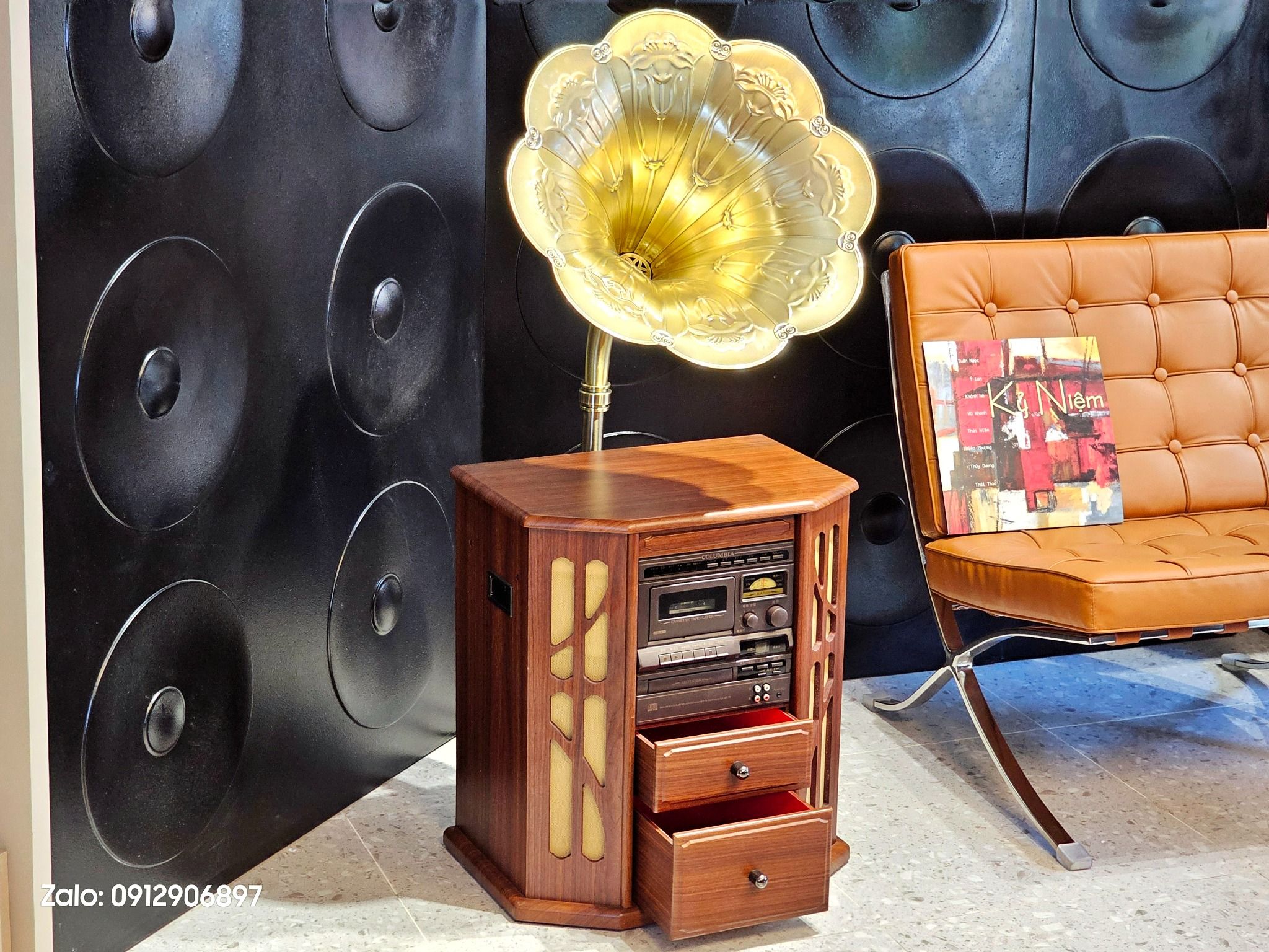 Tủ đài đĩa than loa kèn COLUMBIA GP70 đời cuối đáng sưu tầm – Dàn Nội ...