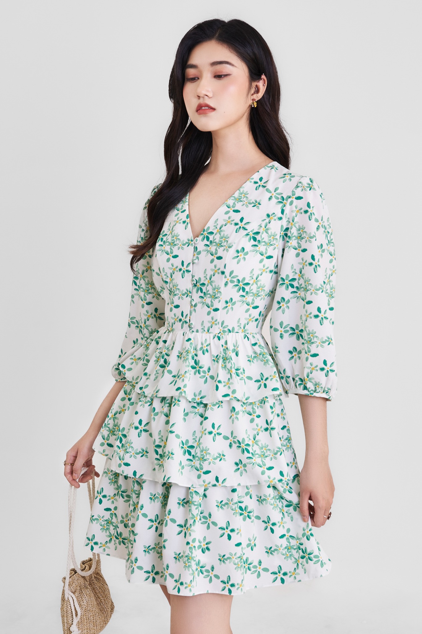 Đầm tay lỡ cổ tim cài nút tùng 3 tầng – MARC