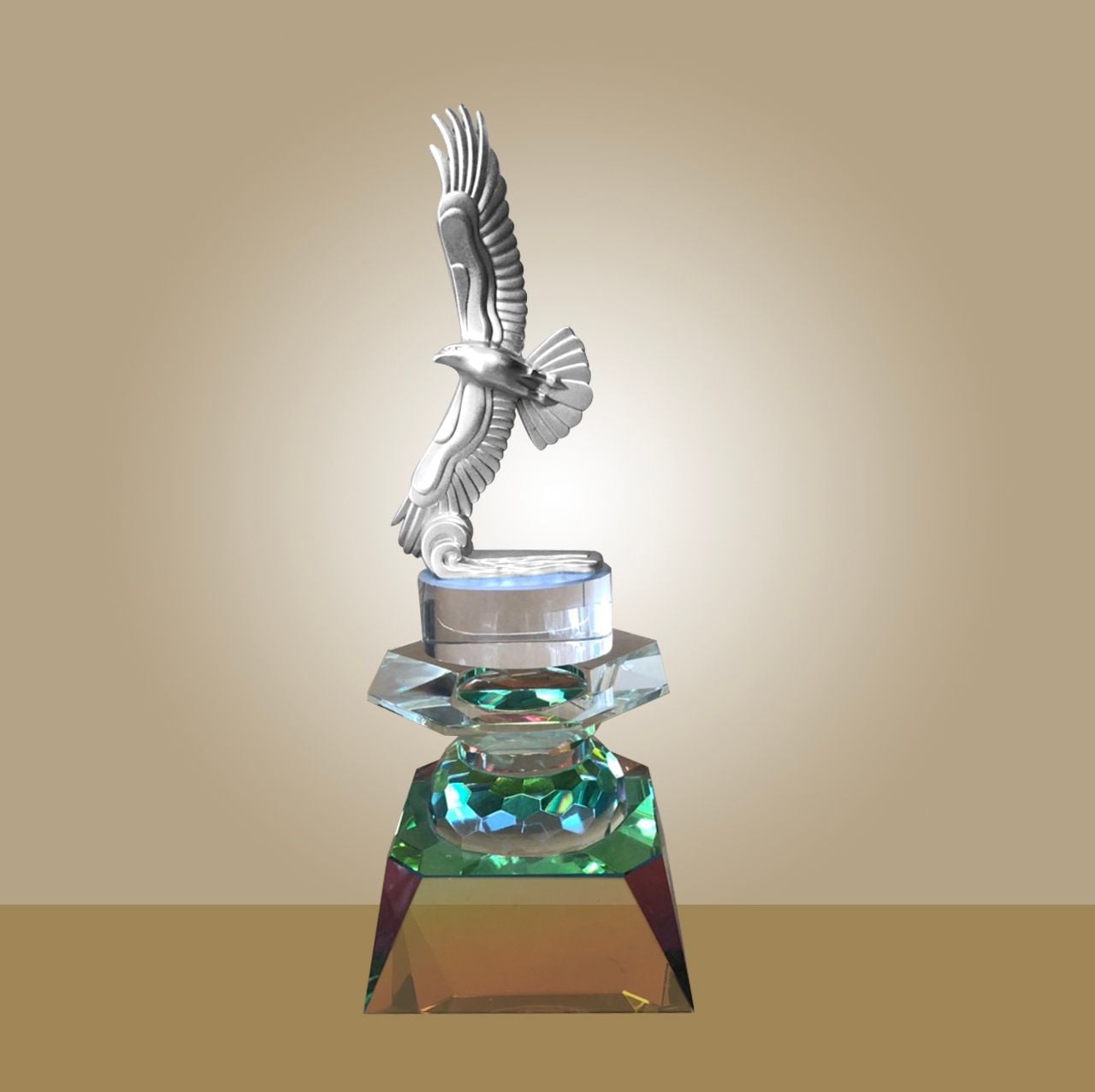 Eagle CUP pha lê rất phù hợp cho giải Eagle Golf – trophy