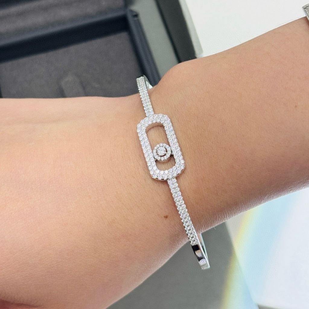 Lắc tay bạc move nạm kim 1400k nổi tiếng với sản phẩm thủ công nổi tiế ...