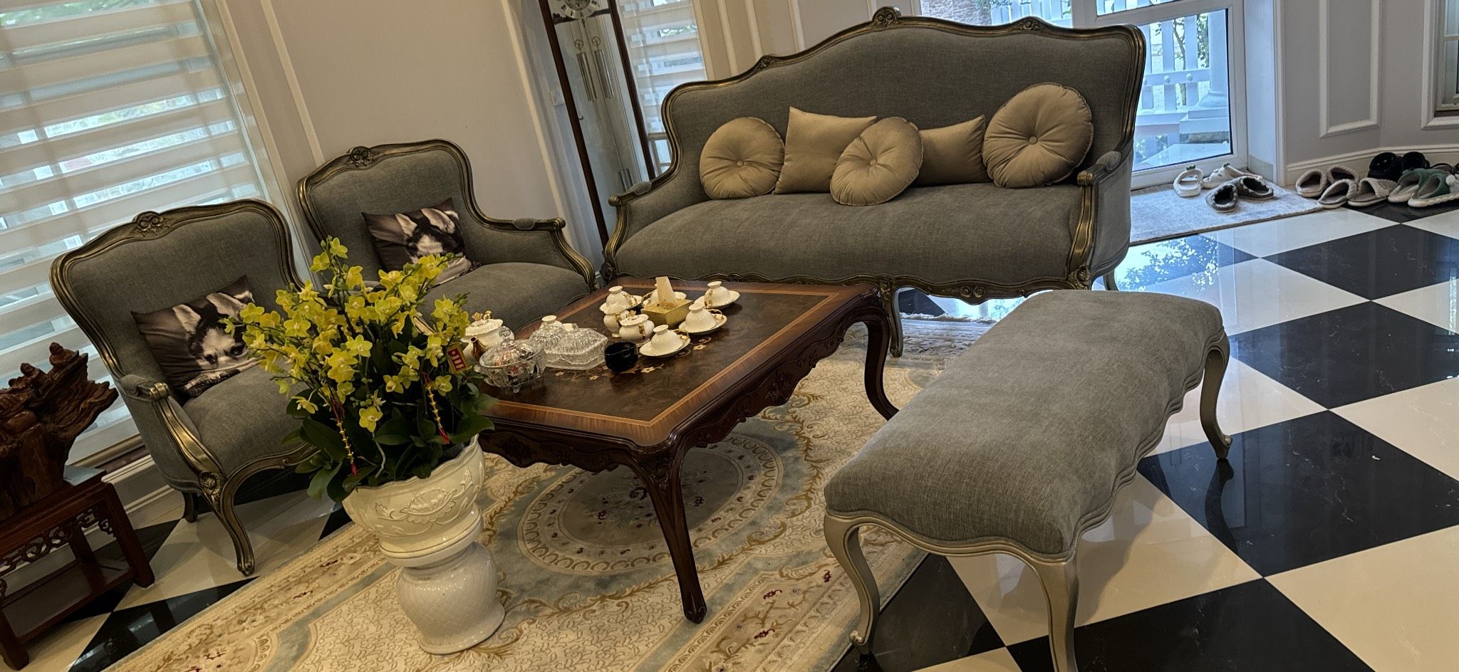 BỘ SOFA CHẠM BÔNG HỒNG LOUIS XV – Thịnh gỗ
