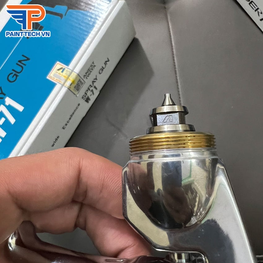 Súng phun sơn W-71-2G Anest Iwata chính hãng giá tốt | Painttech VN
