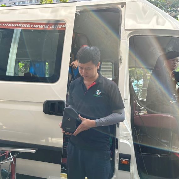 Cửa tự động IVECO DaiLy_Cayman Chính Hãng Ador – Rambo Auto