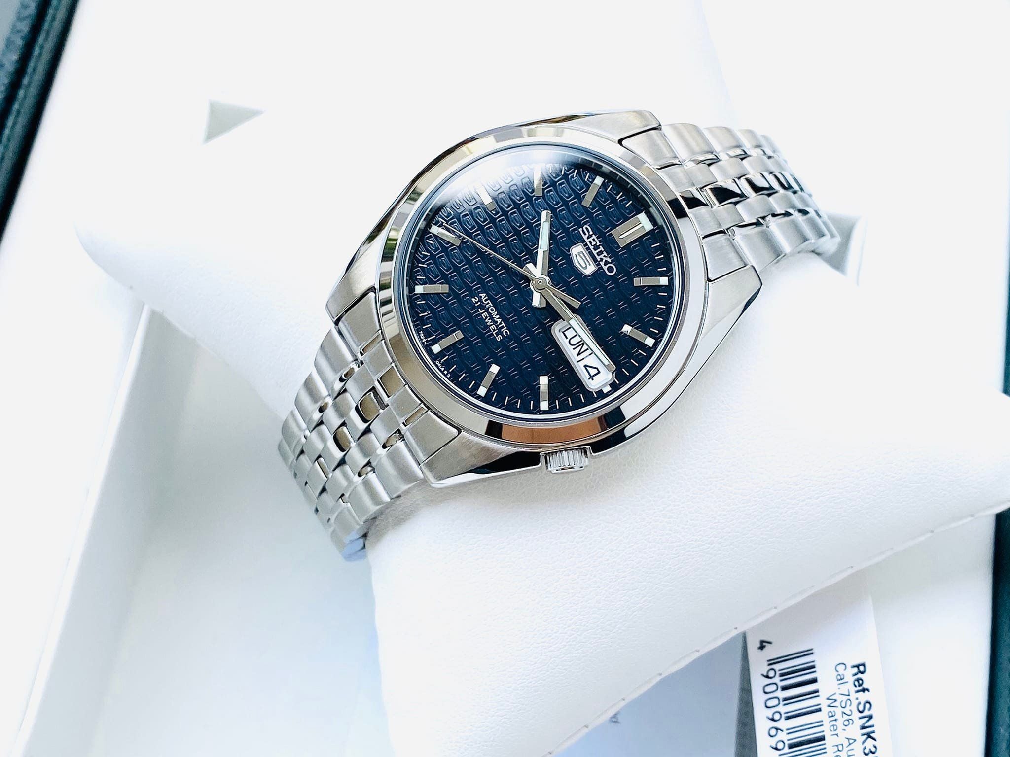 Seiko 5 SNK357K1 ( SNK357 ) - Đồng Hồ Nam - Chính Hãng Giá Tốt – PhongWatch