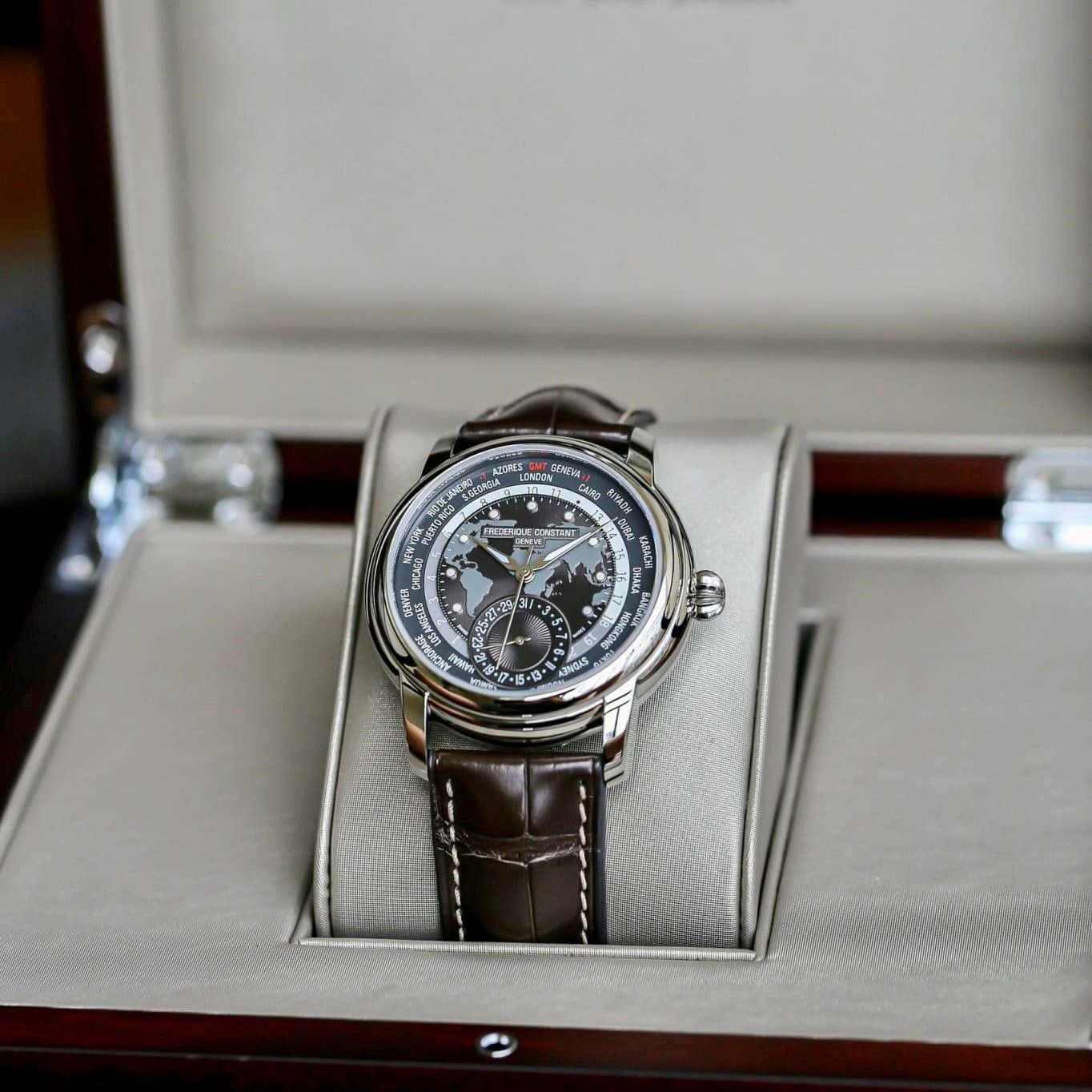 Frederique Constant Manufacture Worldtimer FC-718DGWM4H6 718DGWM4H6 ...
