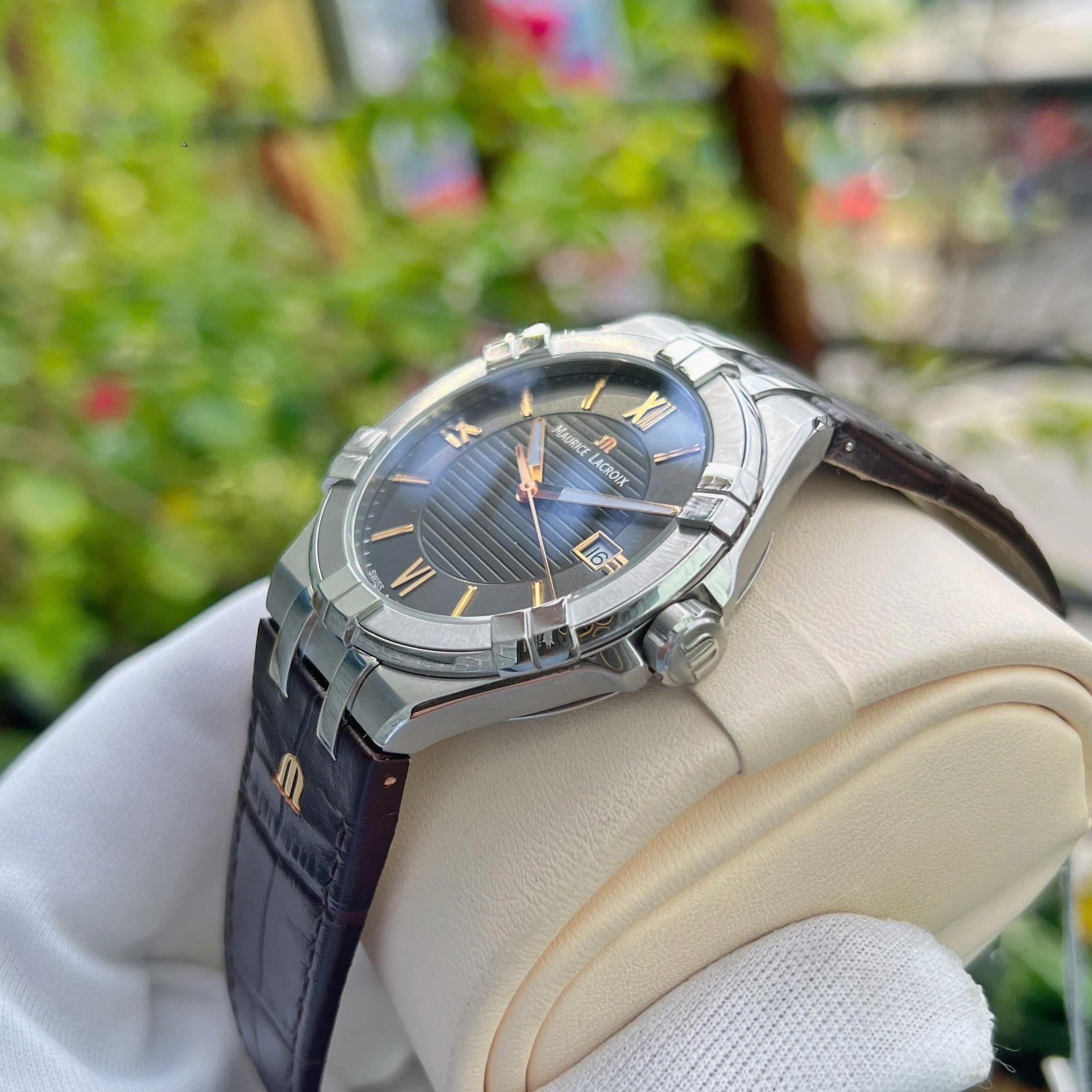 Maurice Lacroix Aikon Quartz AI1008-SS001-333-1 ( AI1008SS0013331 ...