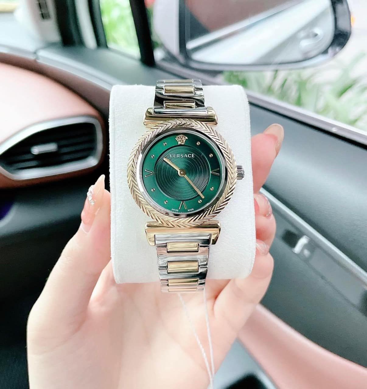 Versace V-Motif Vintage Green Dial Two Tone VERE01319 35mm Đồng Hồ Nữ ...