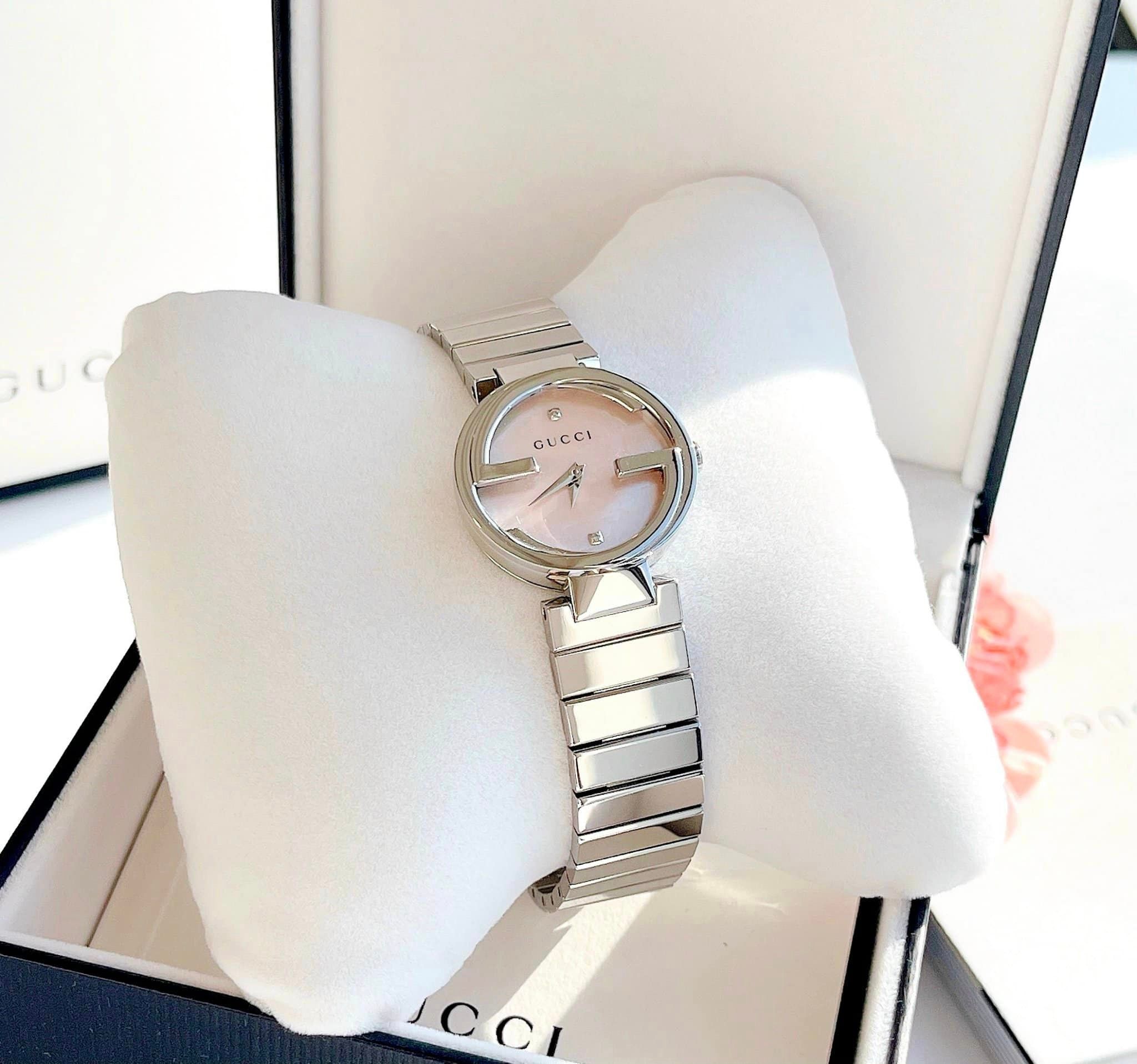 Gucci Interlocking Diamond Mother of Pearl Dial Silver YA133505 29mm ...