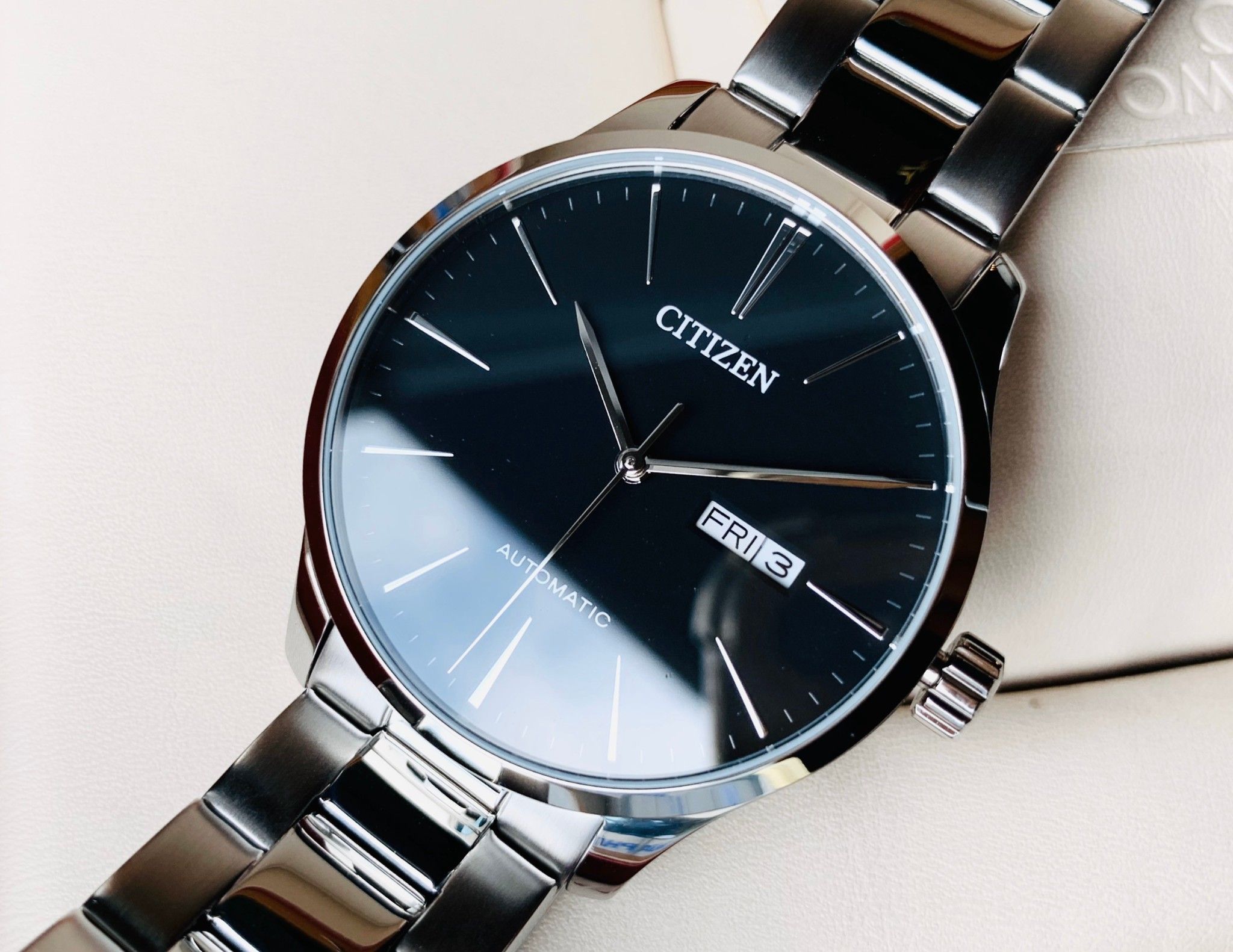 Citizen Automatic NH8350-83E – PhongWatch