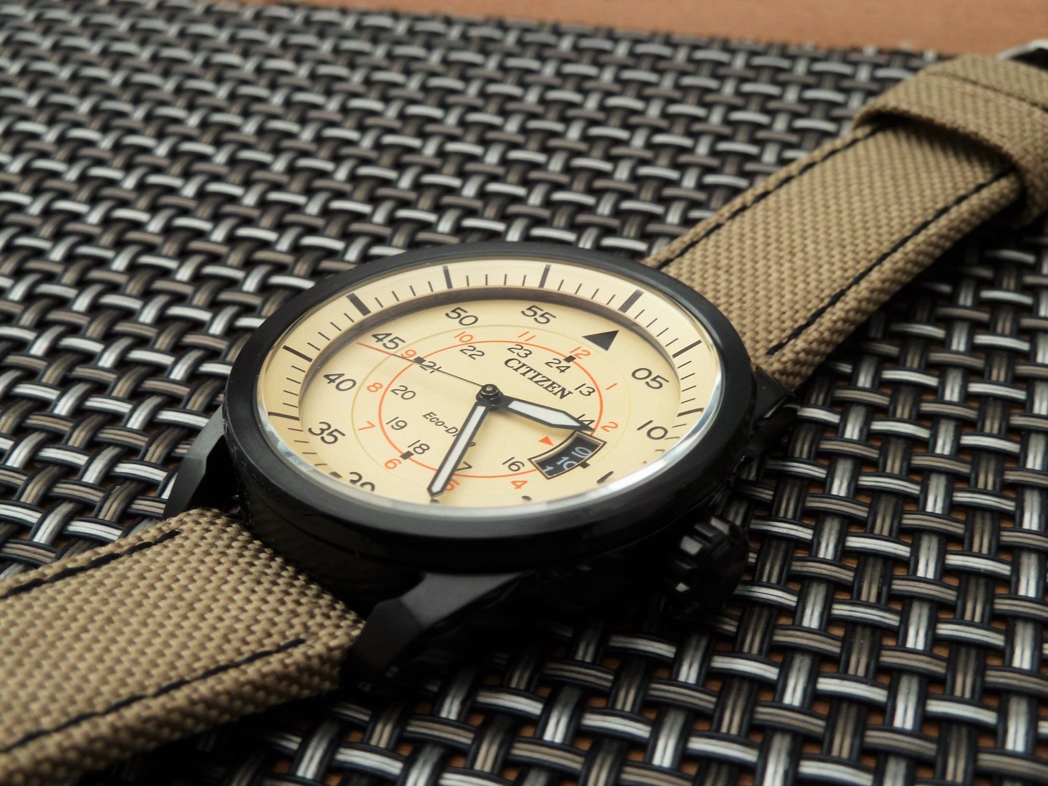 Citizen Eco-Drive AW1365-19P - Đồng Hồ Nam - Chính Hãng Giá Tốt – PhongWatch