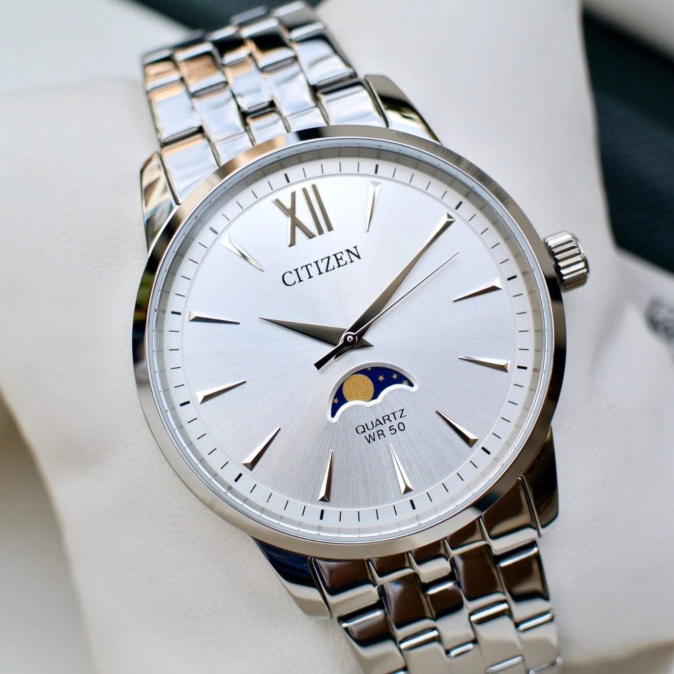 Citizen Quartz AK5000-54A Moonphase – PhongWatch