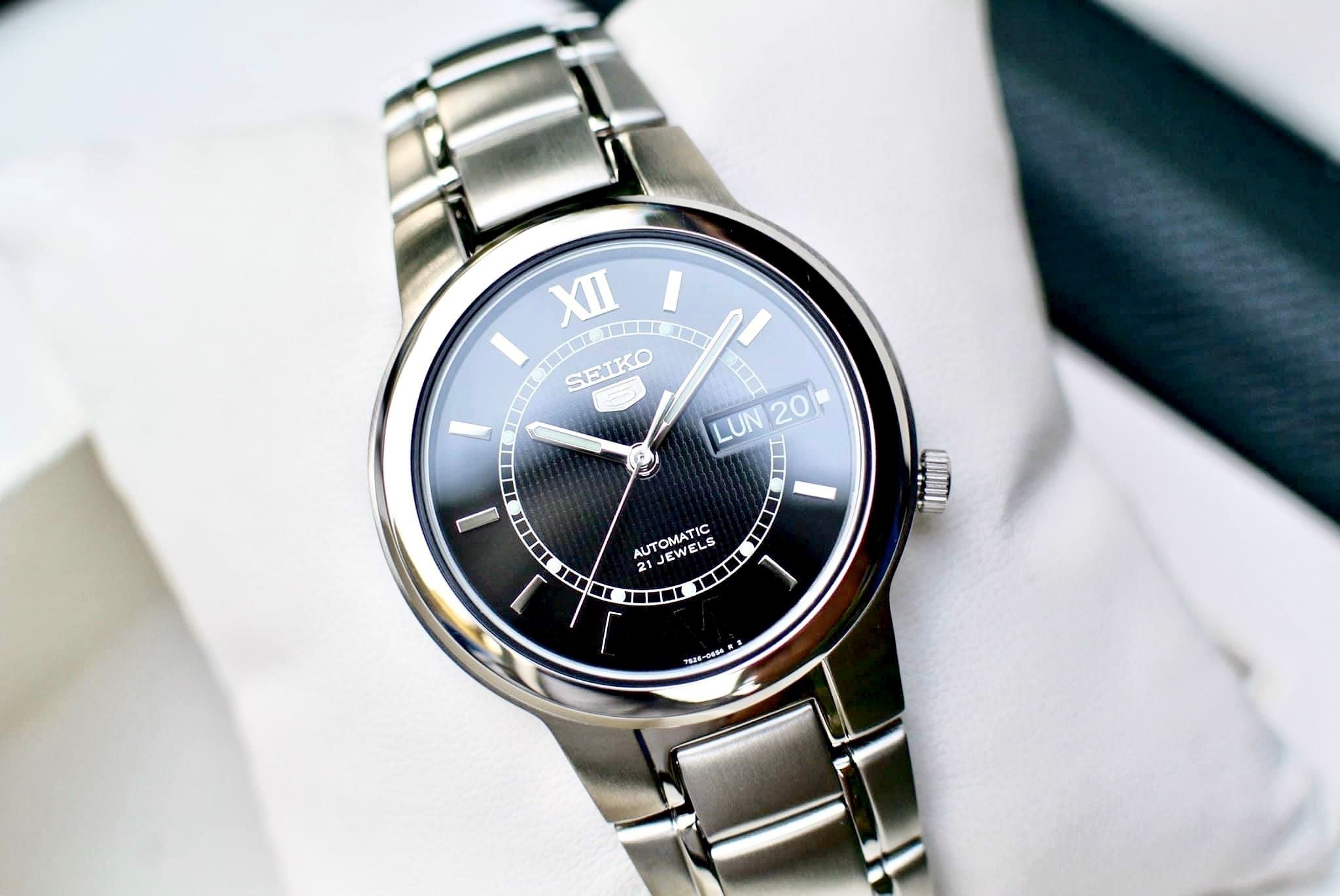 Seiko 5 SNKA23K1 ( SNKA23 ) - Đồng Hồ Nam - Chính Hãng Giá Tốt – PhongWatch