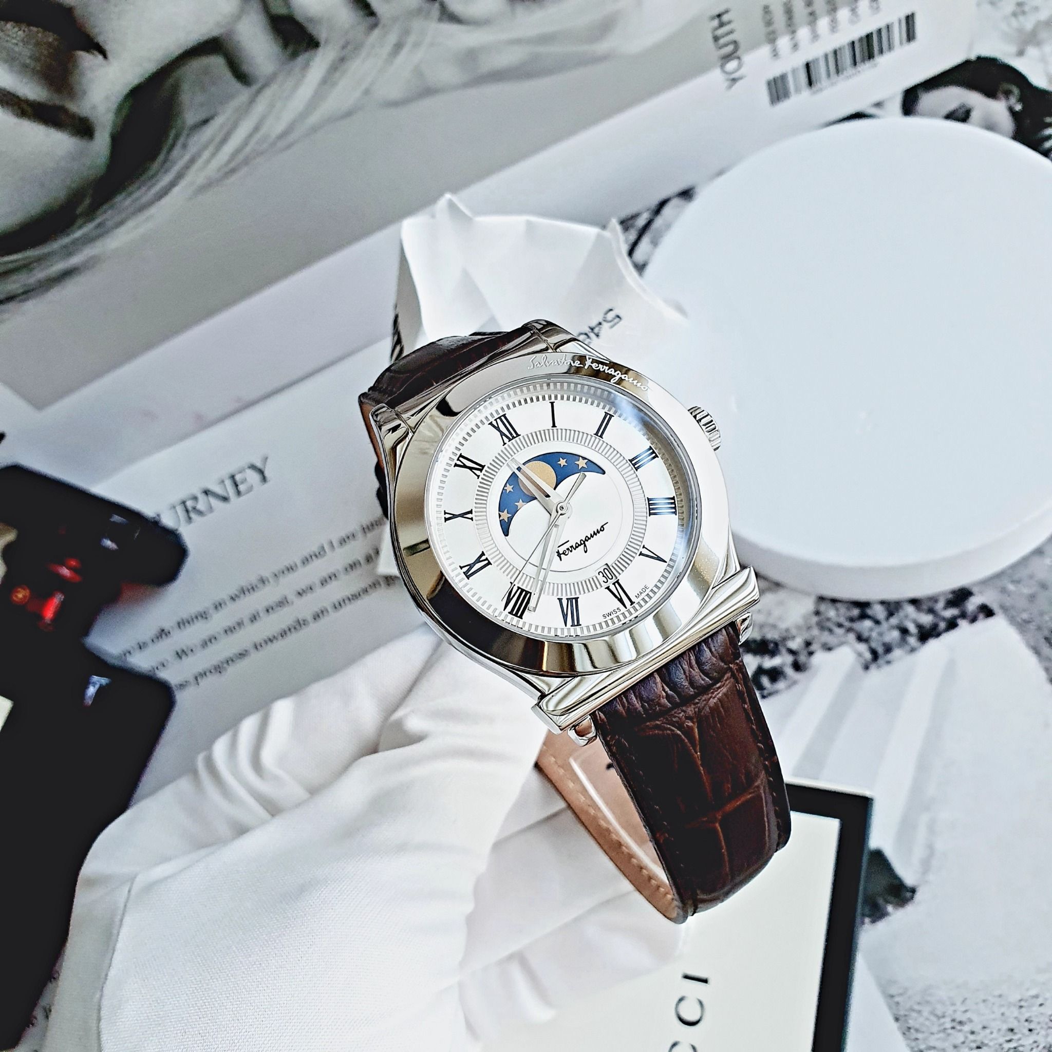 Salvatore Ferragamo 1898 Silver Moonphase FBL020016 28mm - Đồng Hồ Nữ – PhongWatch