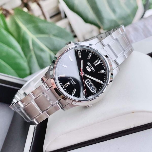 Seiko 5 SNK795K1 ( SNK795 ) - Đồng Hồ Nam - Chính Hãng Giá Tốt – PhongWatch
