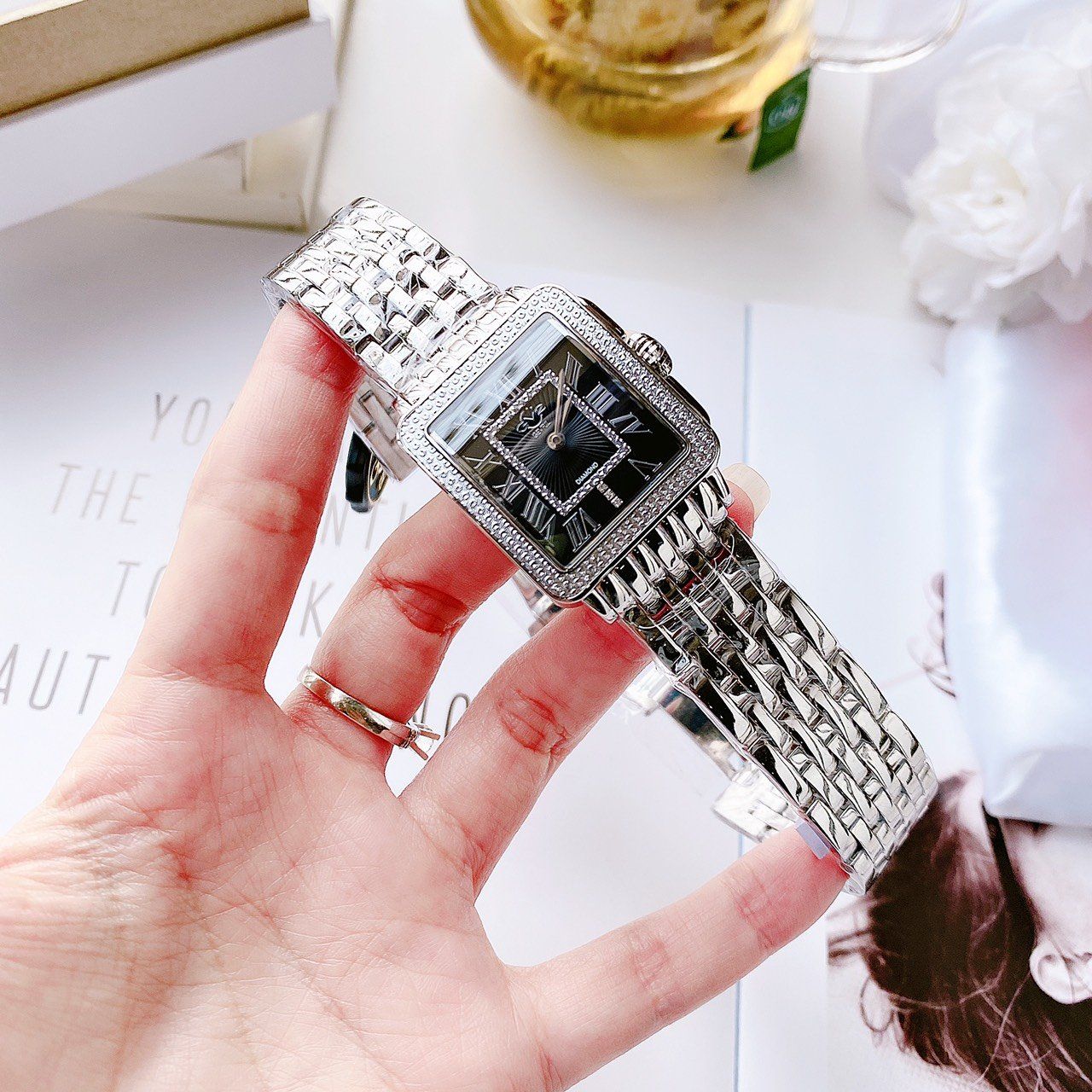 Gv2 By Gevril 12330B Padova Diamond – PhongWatch