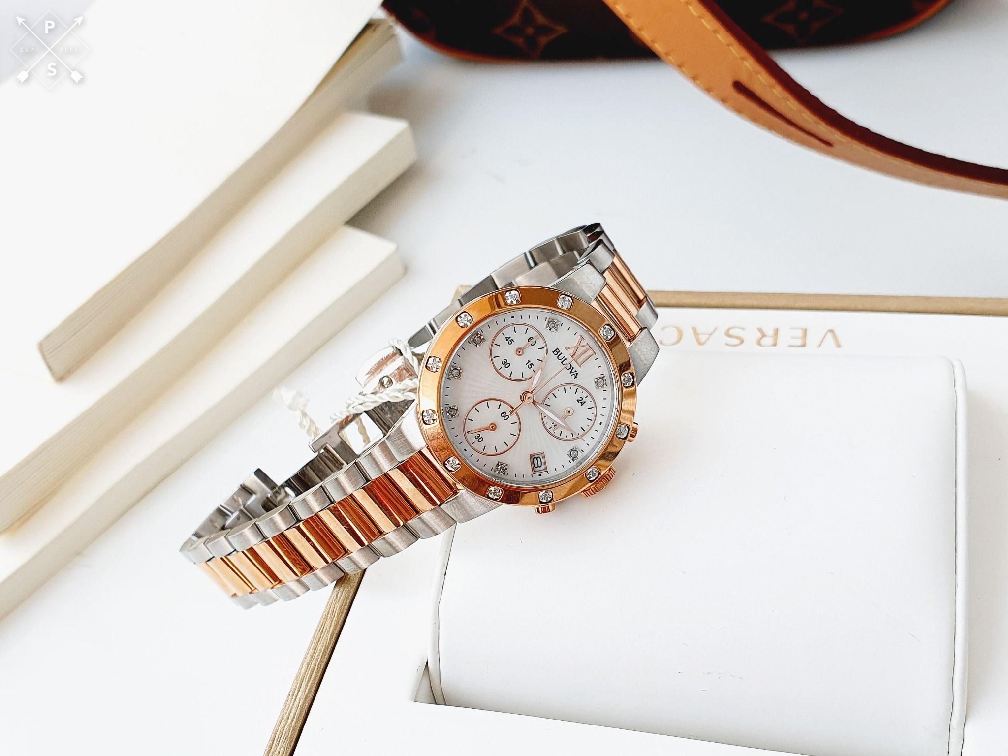 Bulova Quartz 98R210 Diamonds ( Nữ ) – PhongWatch