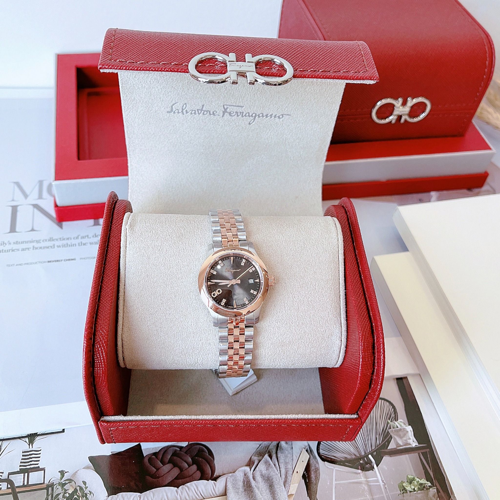 Salvatore Ferragamo Duo – PhongWatch