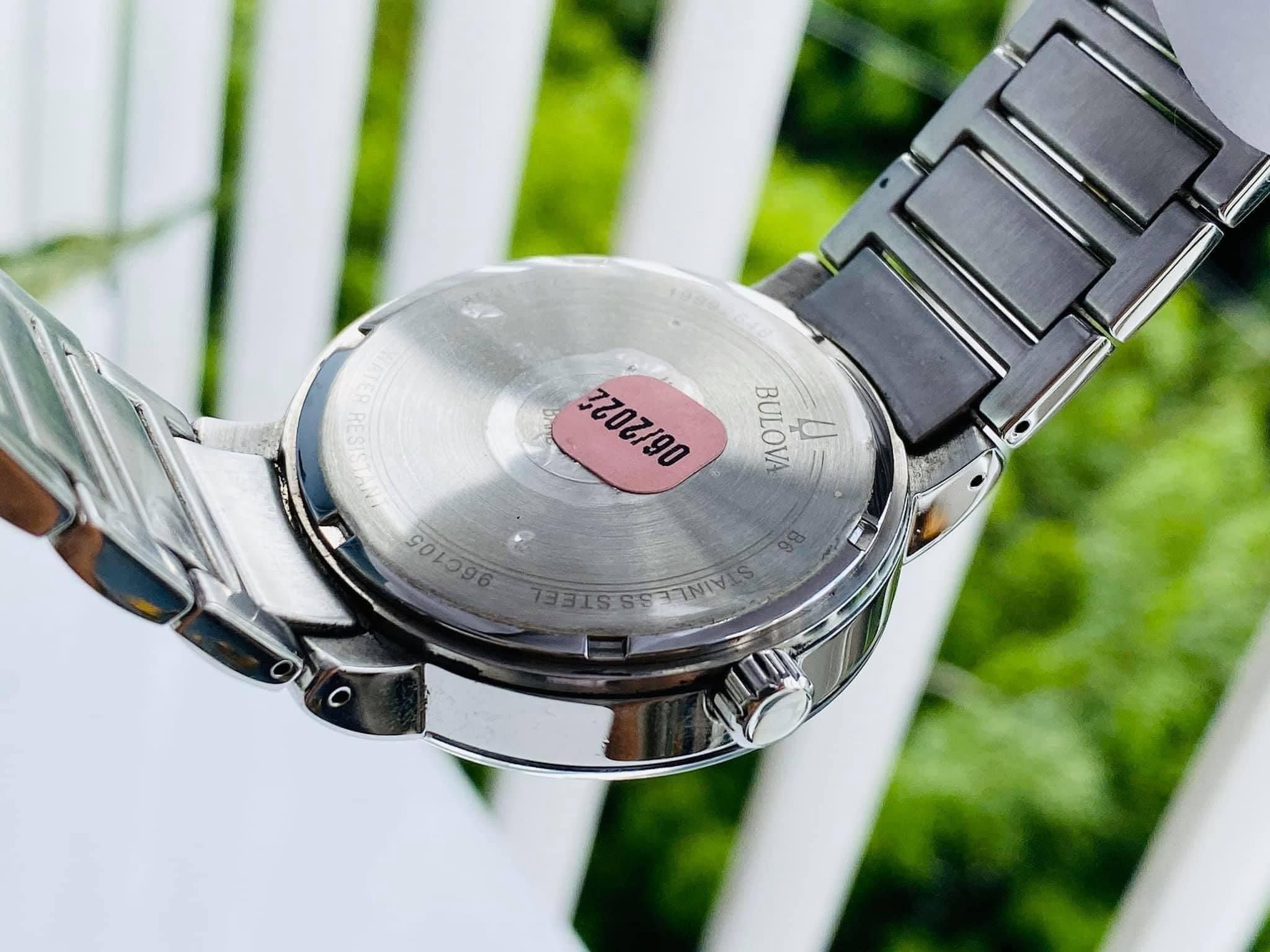Bulova Quartz 96C105 - Đồng Hồ Nam - Chính Hãng Giá Tốt – PhongWatch