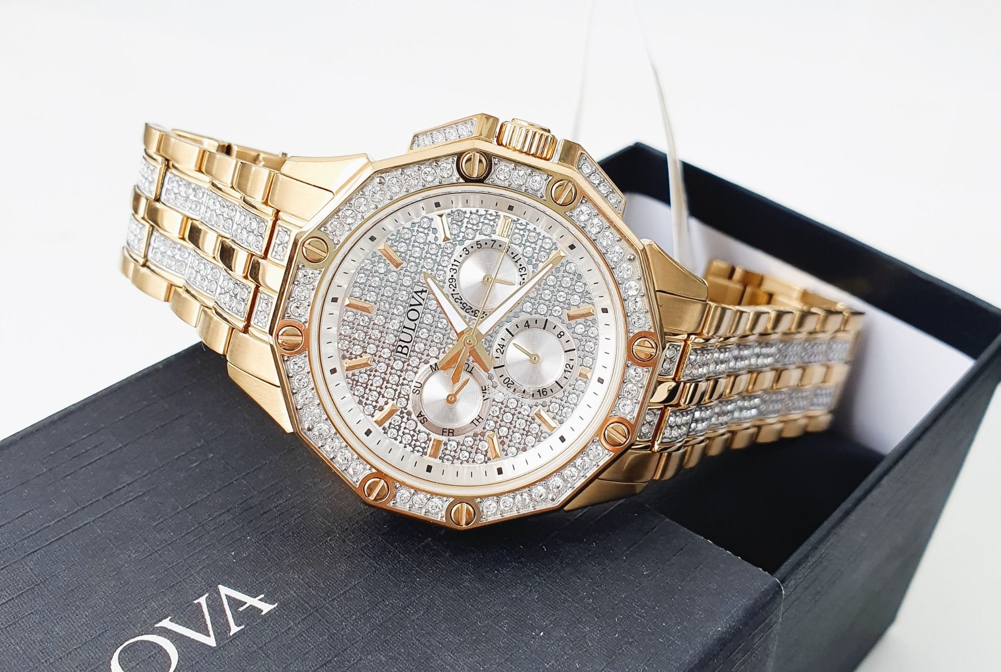 Bulova Crystal 98C126 – PhongWatch