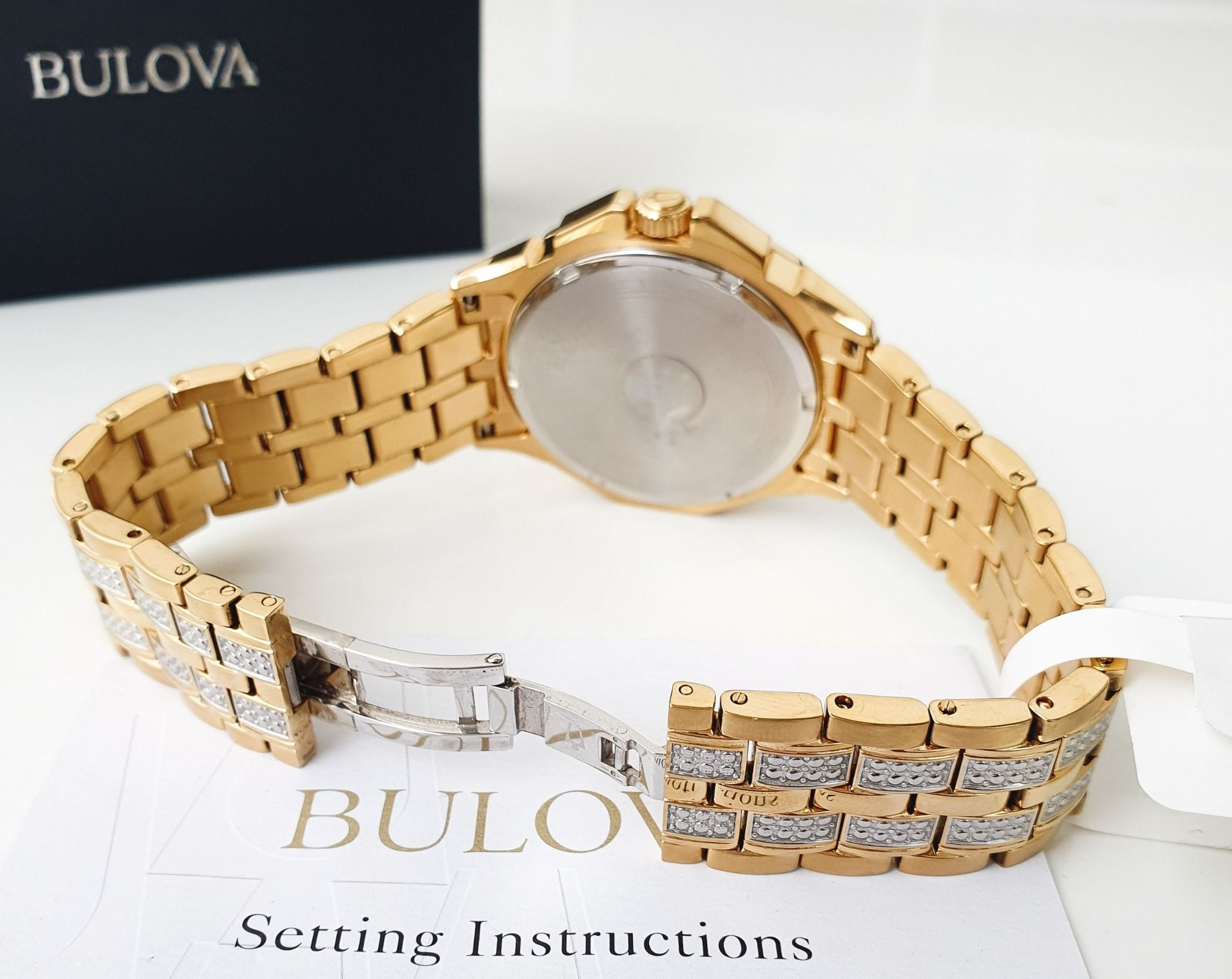Bulova Crystal 98C126 – PhongWatch