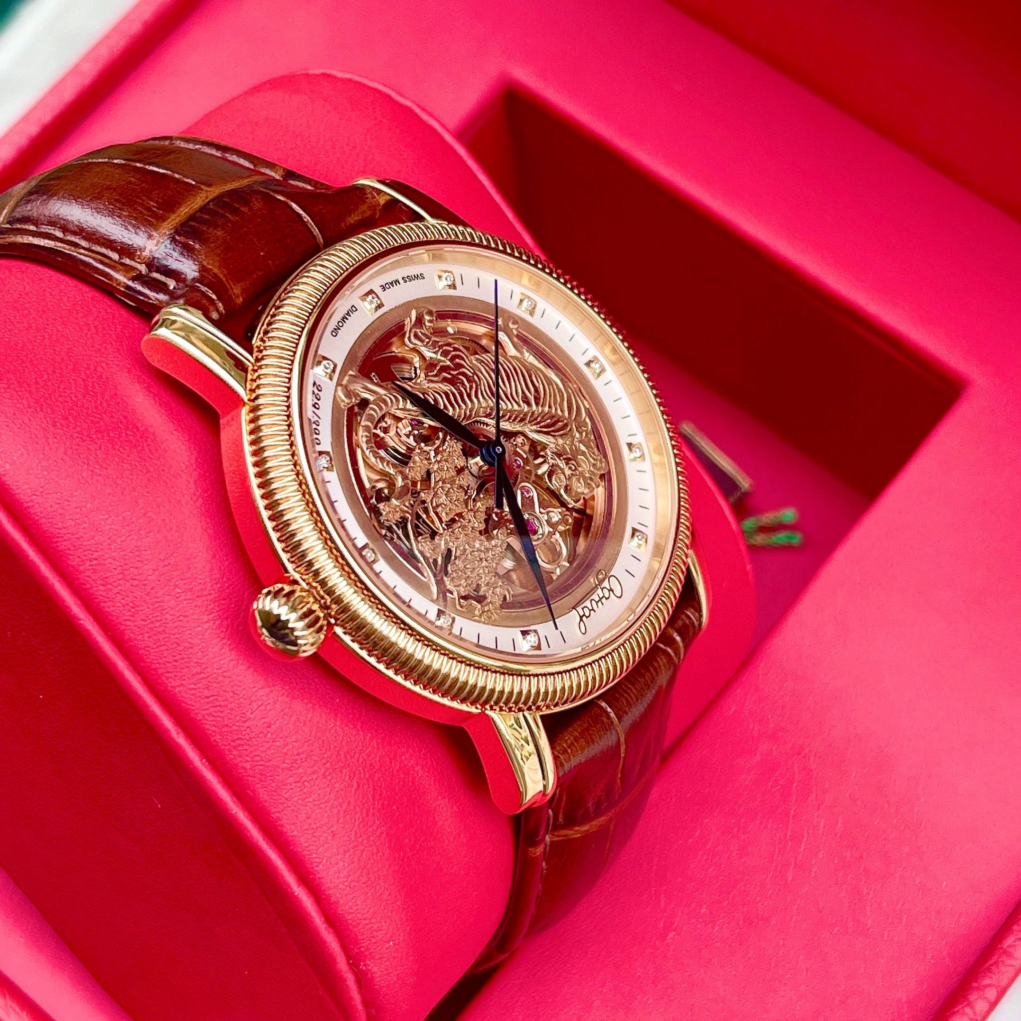 Ogival OG358.53AG42R-GL – PhongWatch