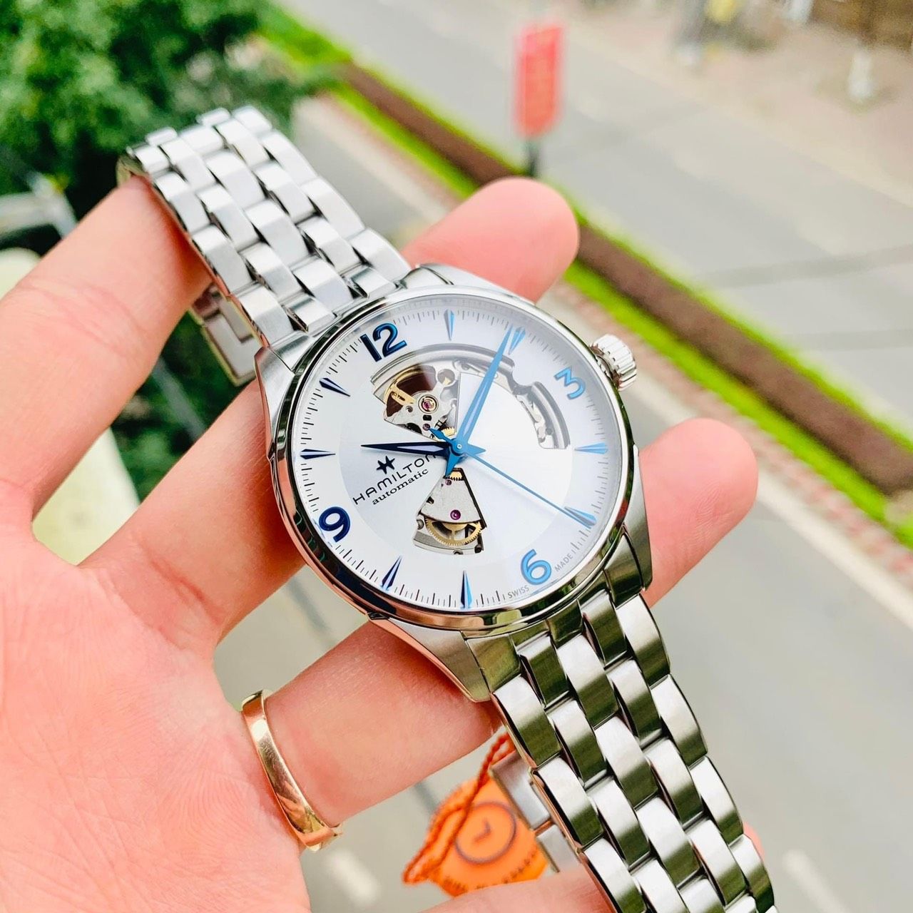 Hamilton OpenHeart 42mm White - H32705152 – PhongWatch