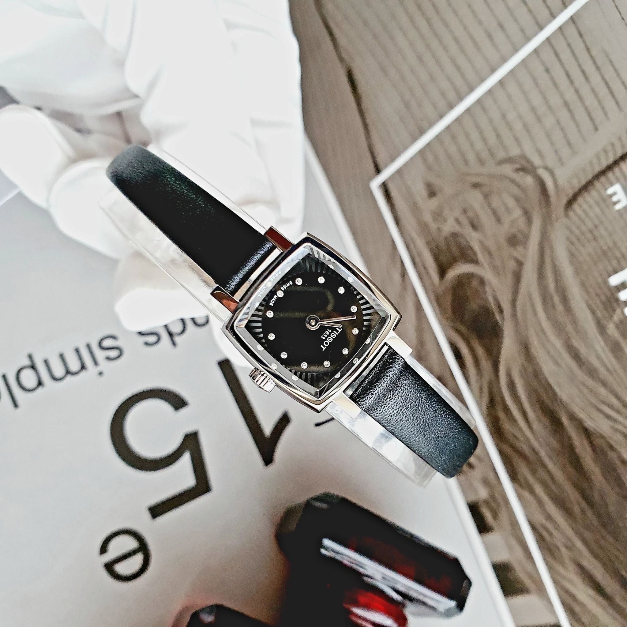 Tissot Lovely T058.109.16.056.00 Square 20 - Đồng Hồ Nữ – PhongWatch