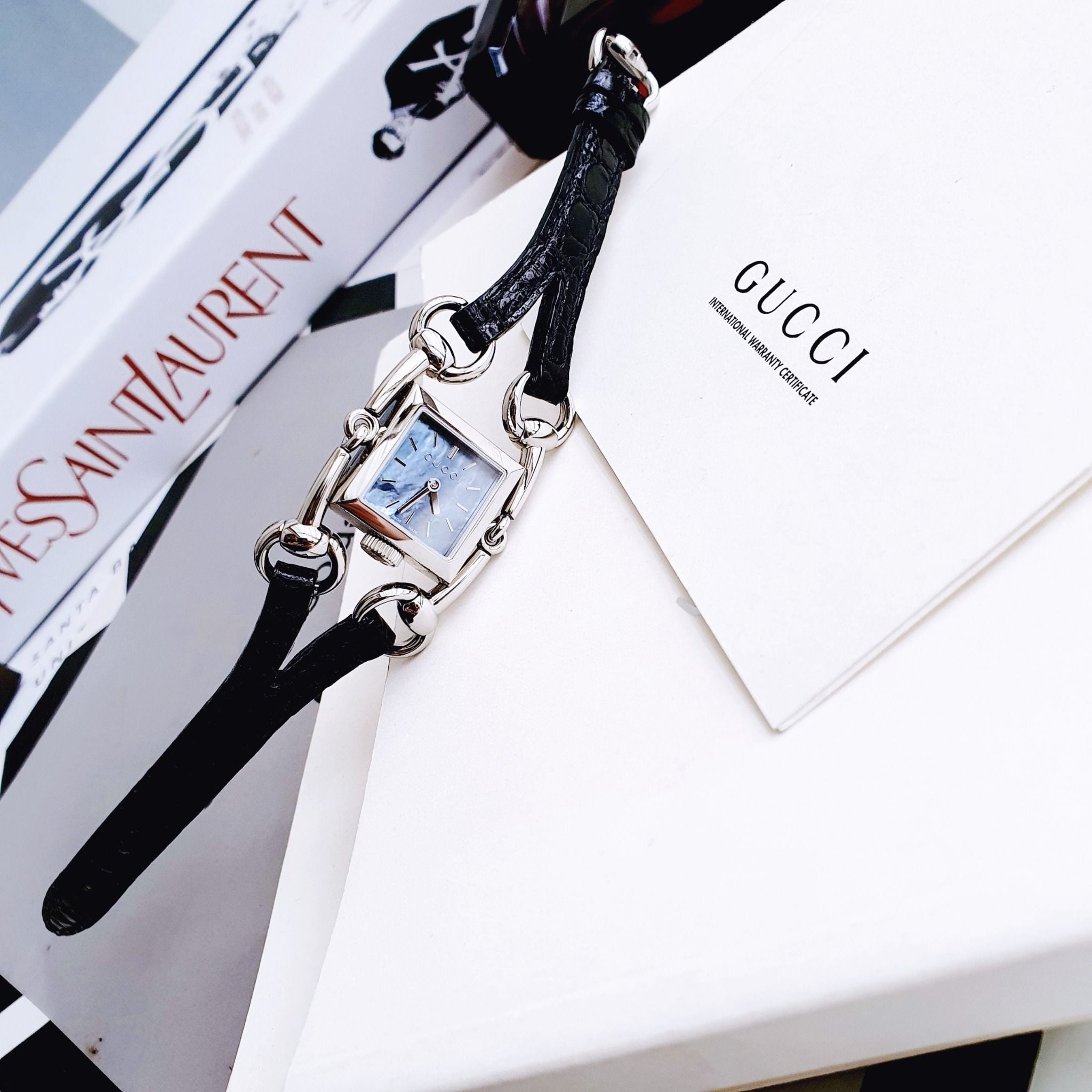 Gucci Signoria Black/Leather Vintage YA116503 - Đồng Hồ Nữ -Đồng Hồ Nữ ...