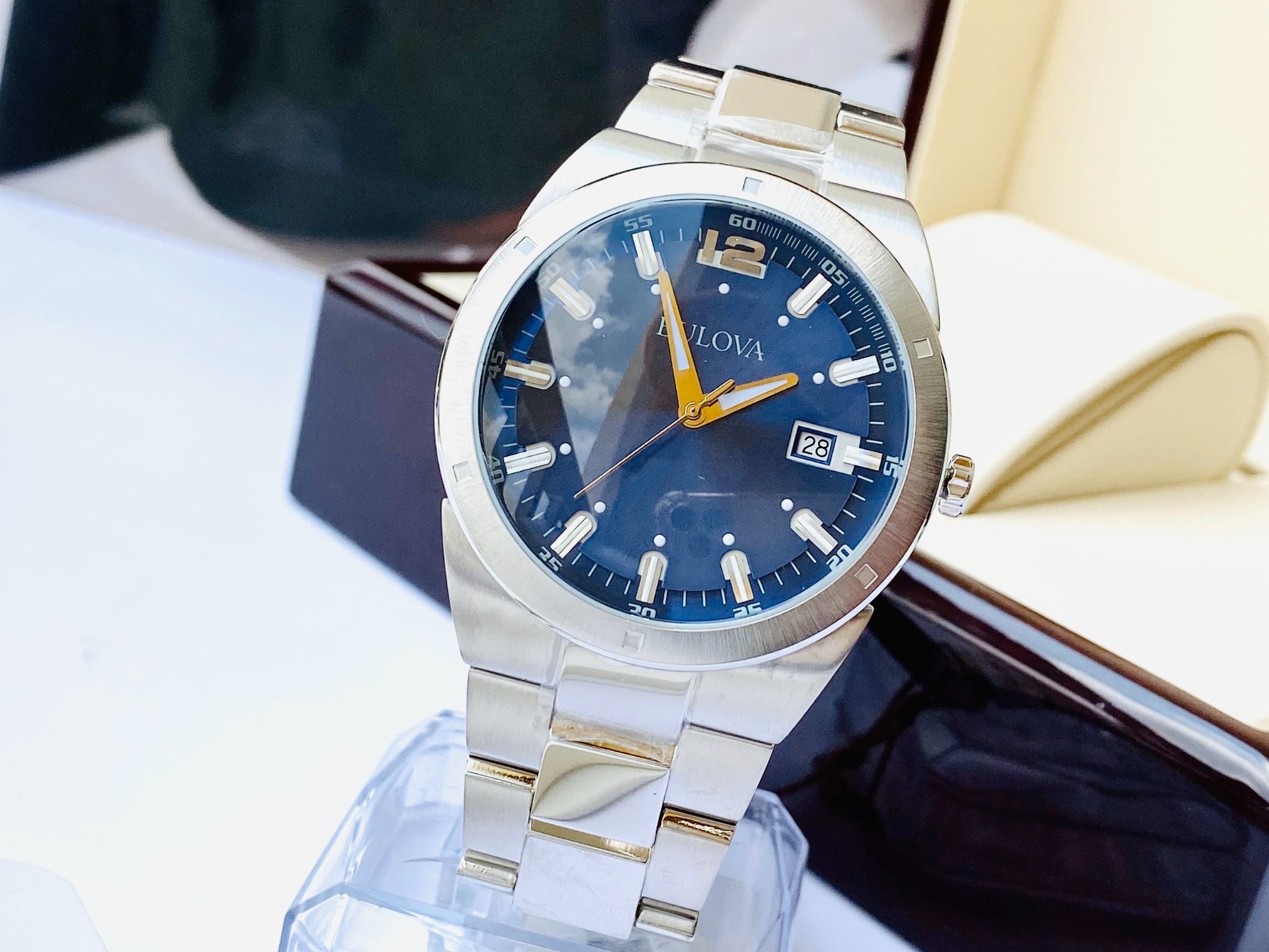 Bulova Quartz 96B220 - Đồng Hồ Nam – PhongWatch