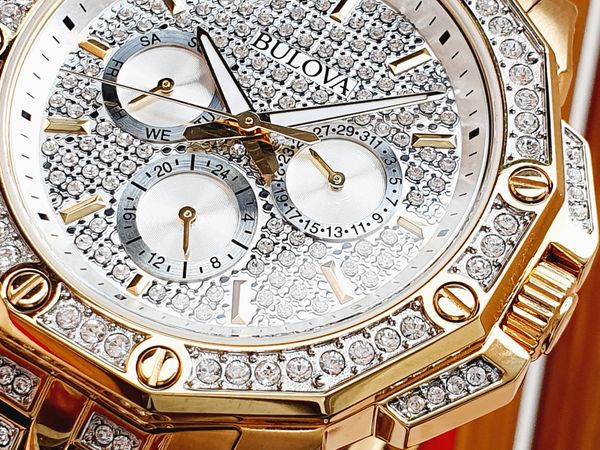Bulova Crystal 98C126 – PhongWatch