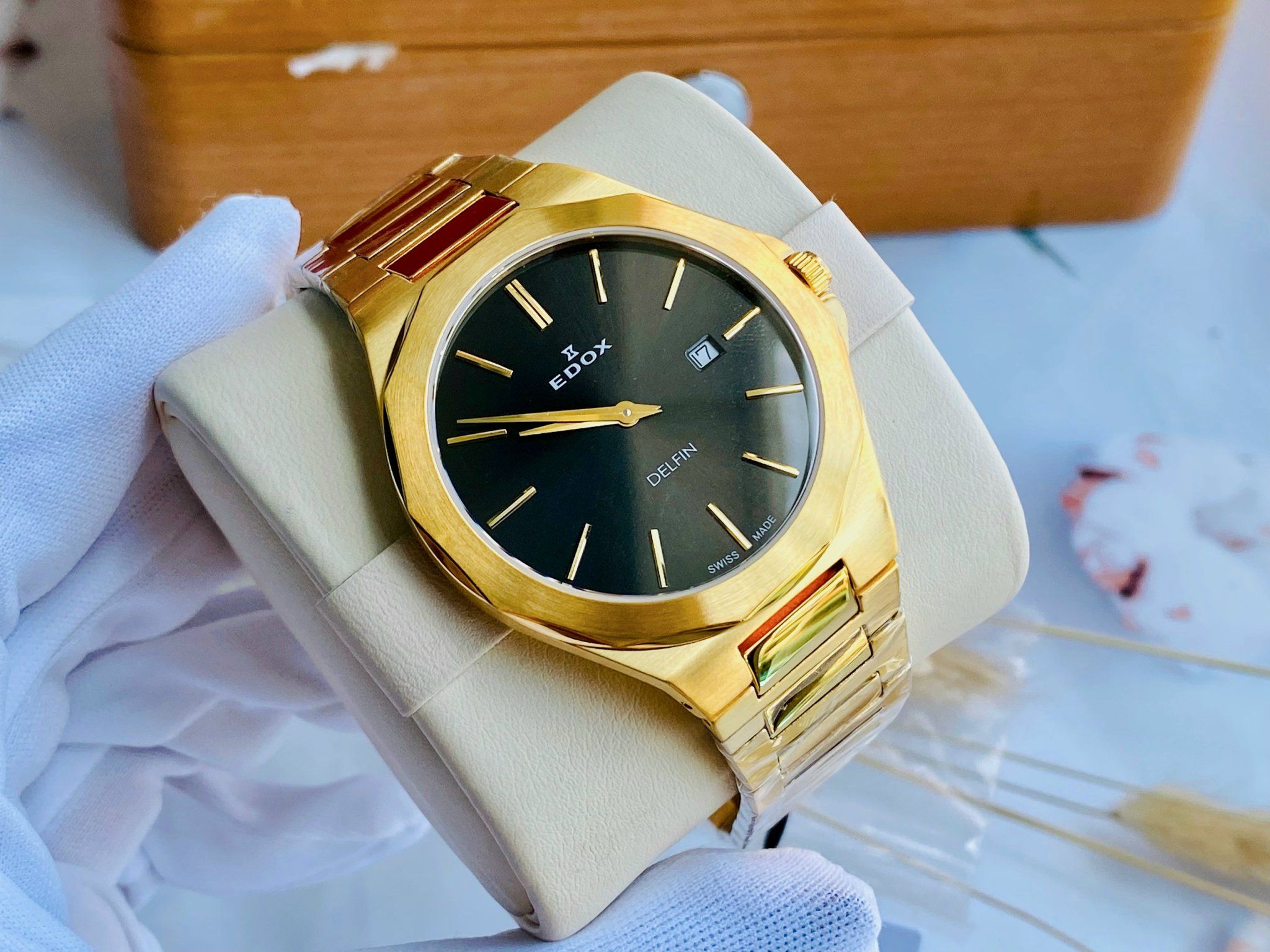 Edox Delfin Gold Steel 71289-37JM-NID ( 7128937JMNID ) - Đồng Hồ Nam ...