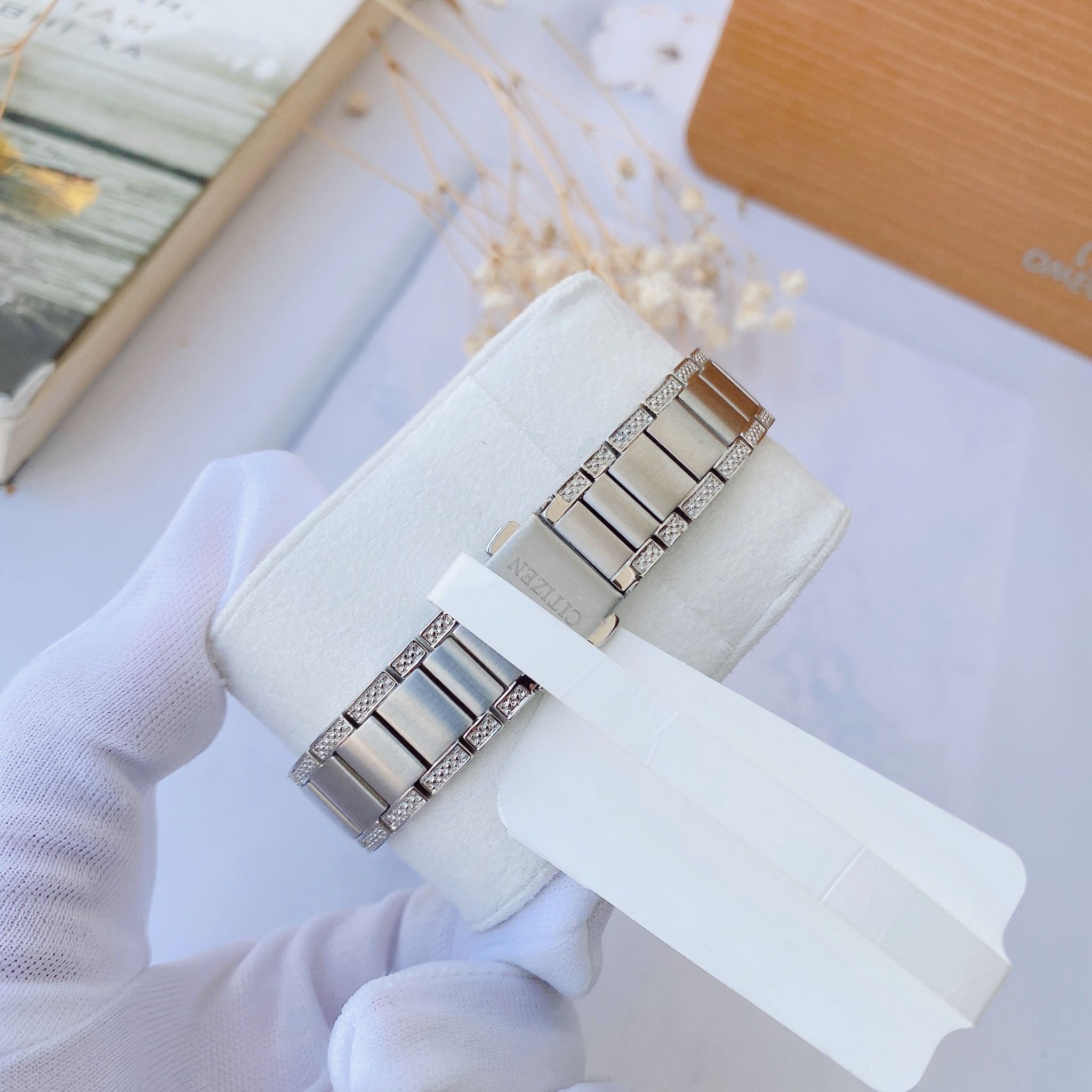 Citizen Eco-Drive EM0840-59N - Đồng Hồ Nữ - Chính Hãng Giá Tốt – PhongWatch