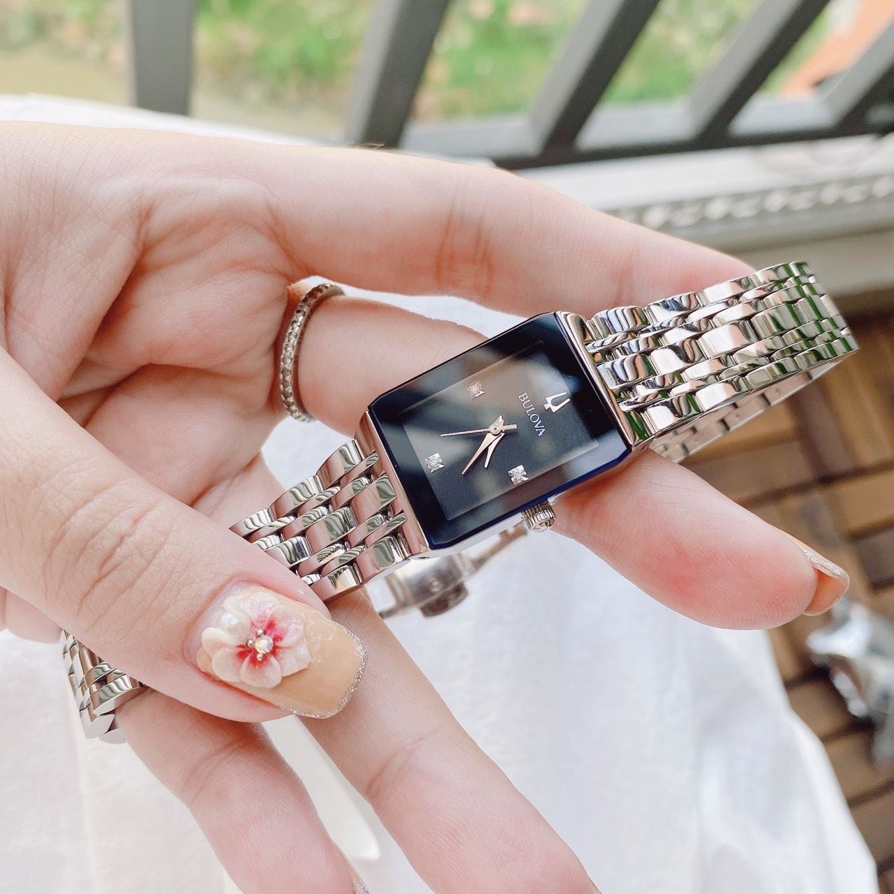 Bulova Quadra Diamond Black Dial 96P202 - Đồng Hồ Nữ – PhongWatch