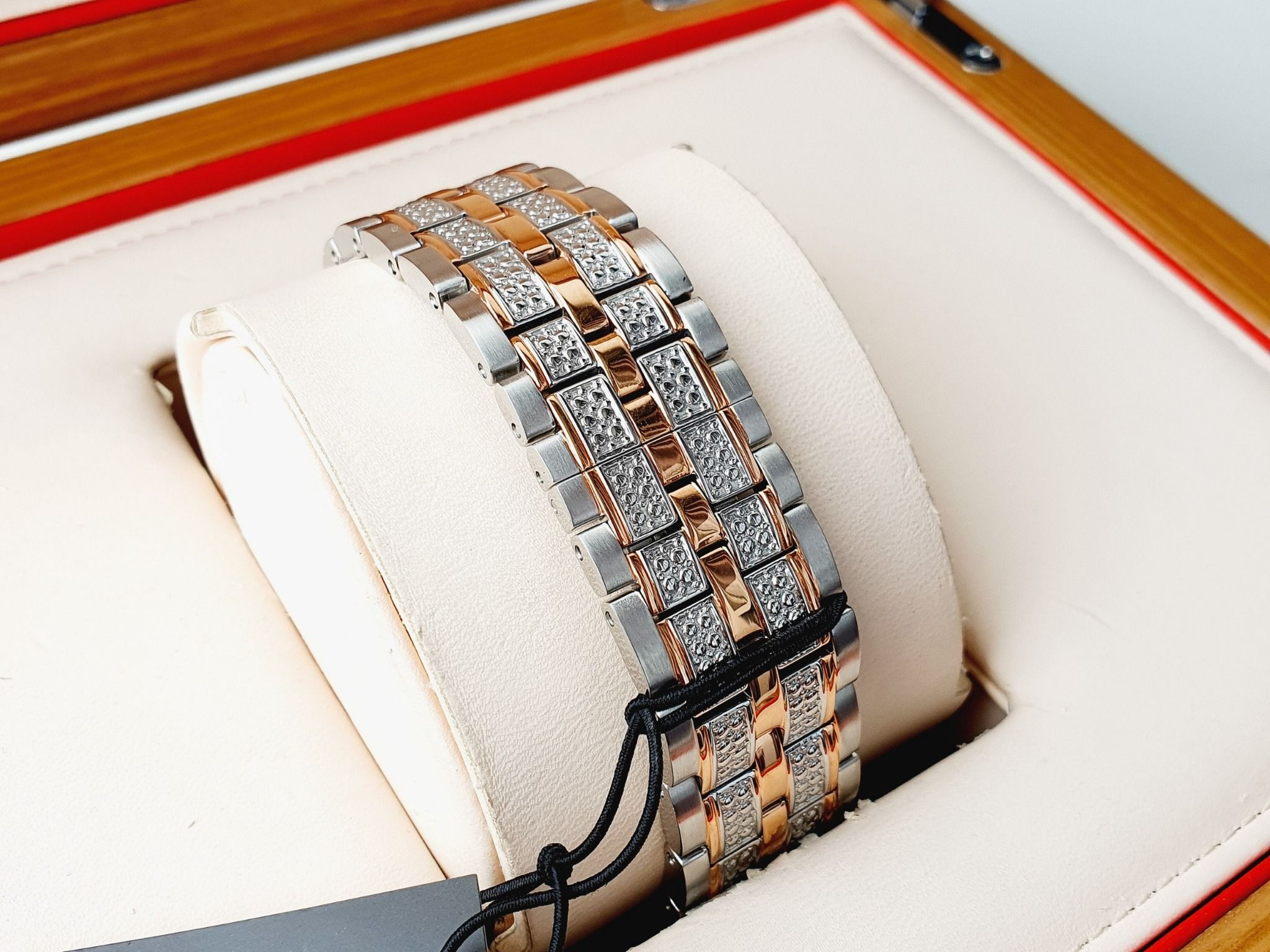 Bulova Crystal 98C133 - Đồng Hồ Nam - Chính Hãng Giá Tốt – PhongWatch